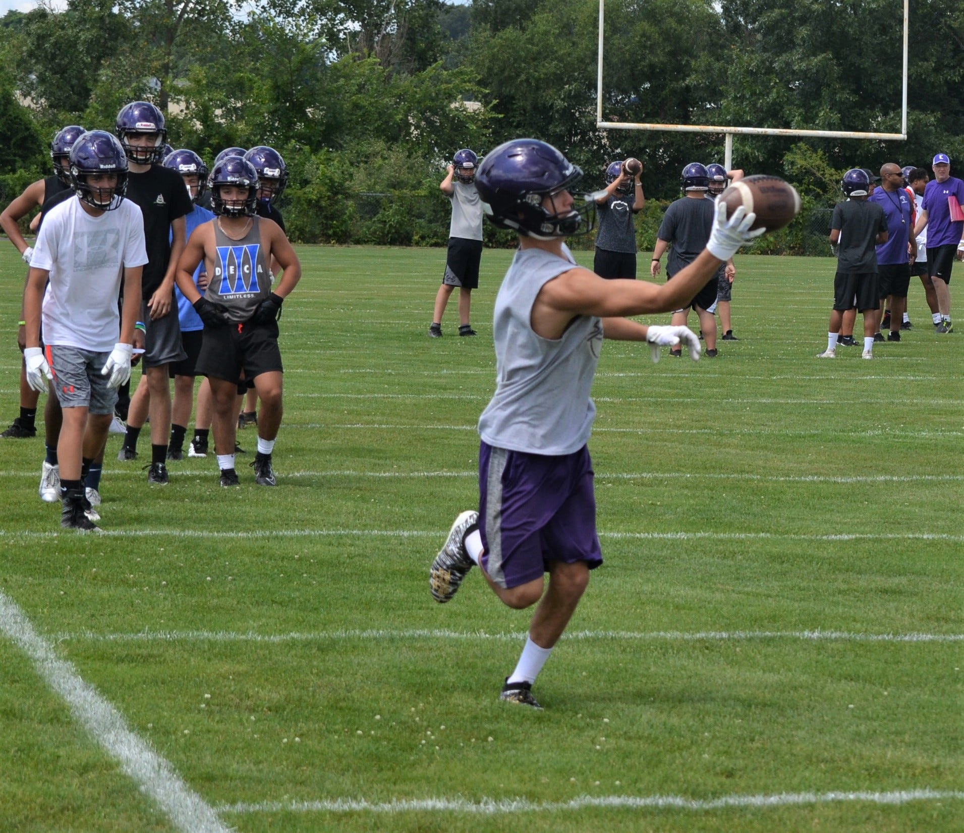 First Look: 5 storylines for 2019 Lakeview football season