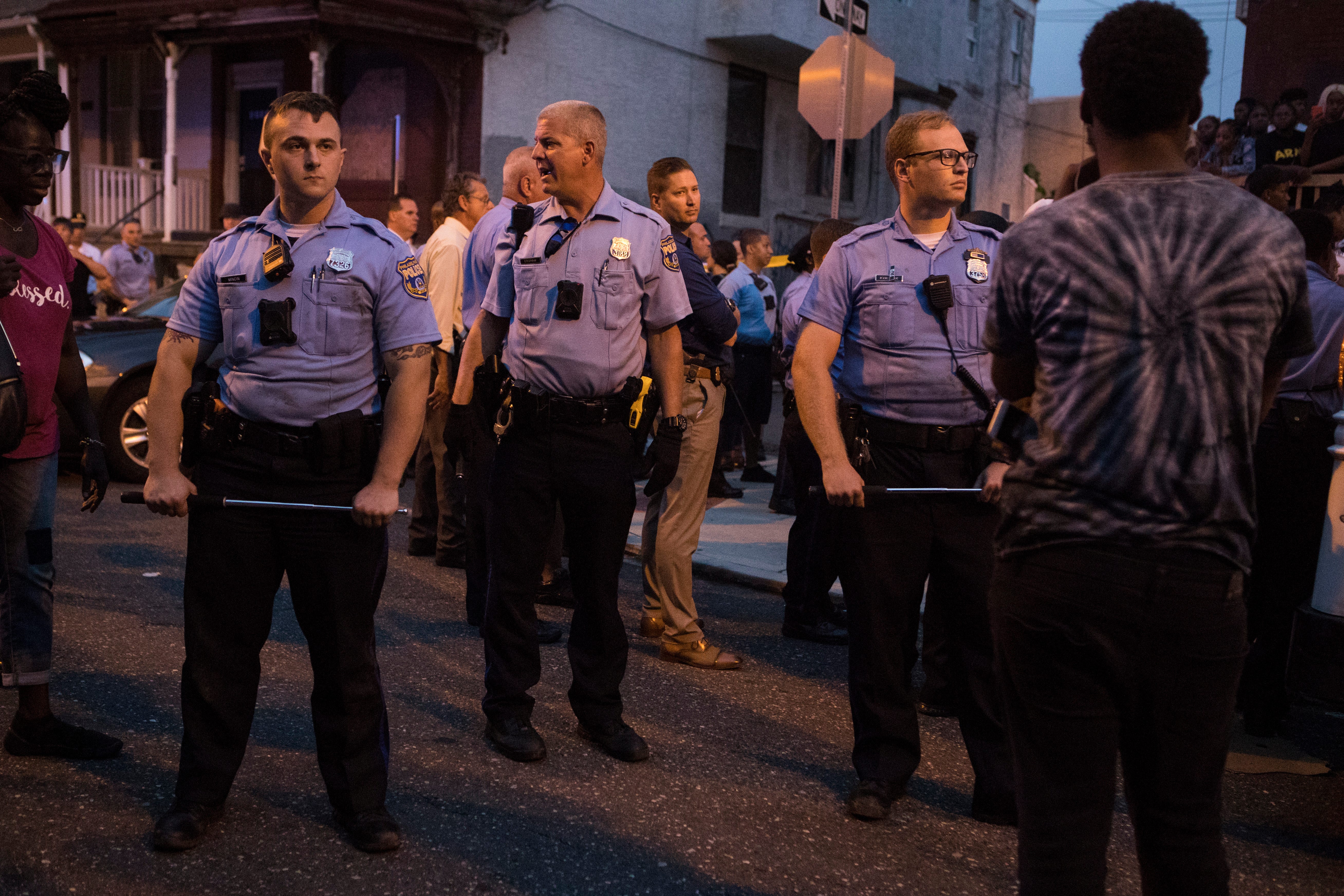 Philadelphia police shooting: Radio traffic gives inside picture of ...