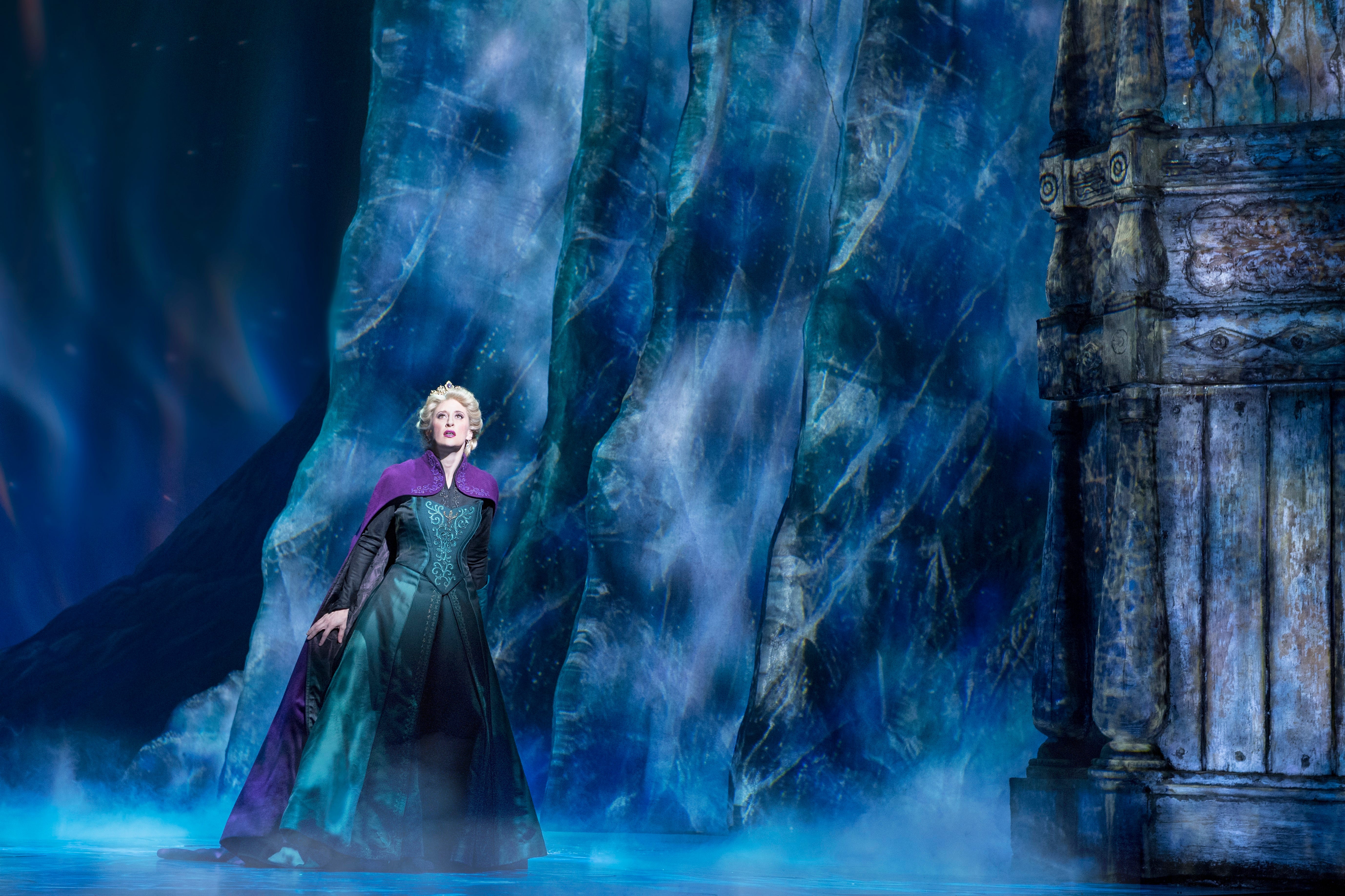Magic of 'Frozen' keeps inspiring its stars, audiences ... and me