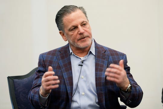 Quicken Loans chairman Dan Gilbert returns to Michigan from Chicago ...
