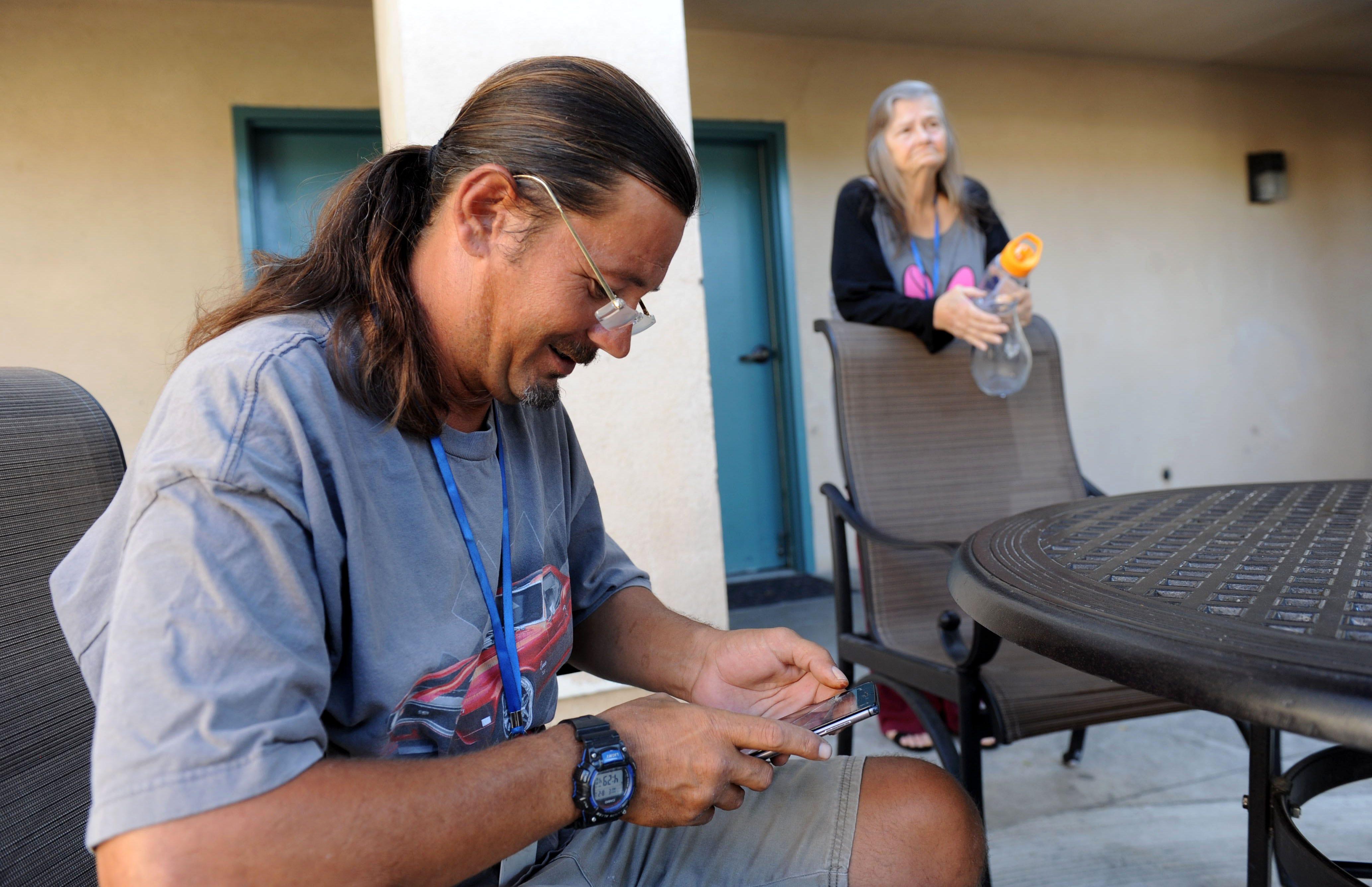 Hospitals struggle to find shelter for discharged homeless patients