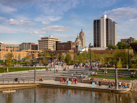 Fort Wayne, Indiana, has new waterfront park, delicious food