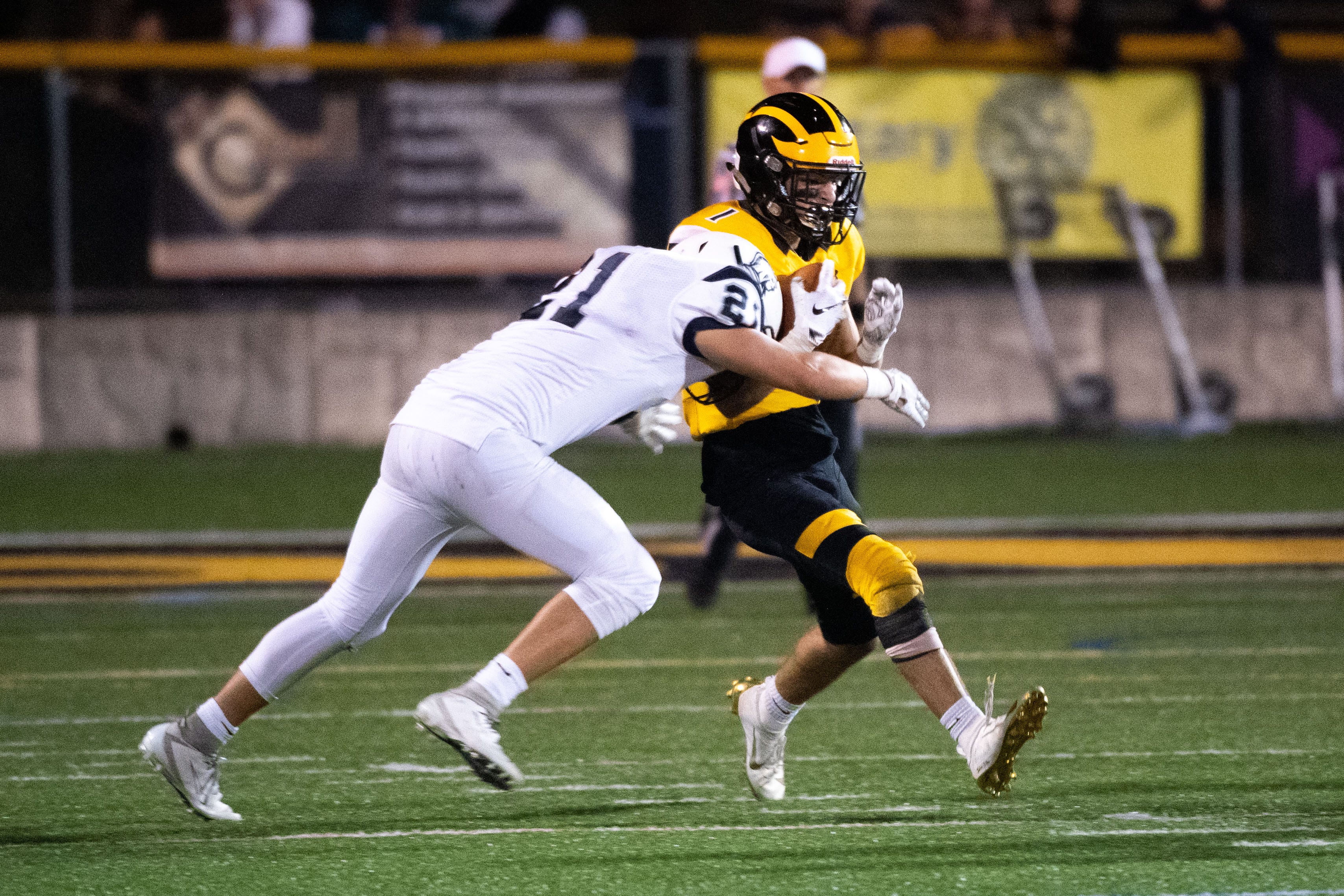 Wagner football: Red Lion's Randy Fizer commits to Seahawks