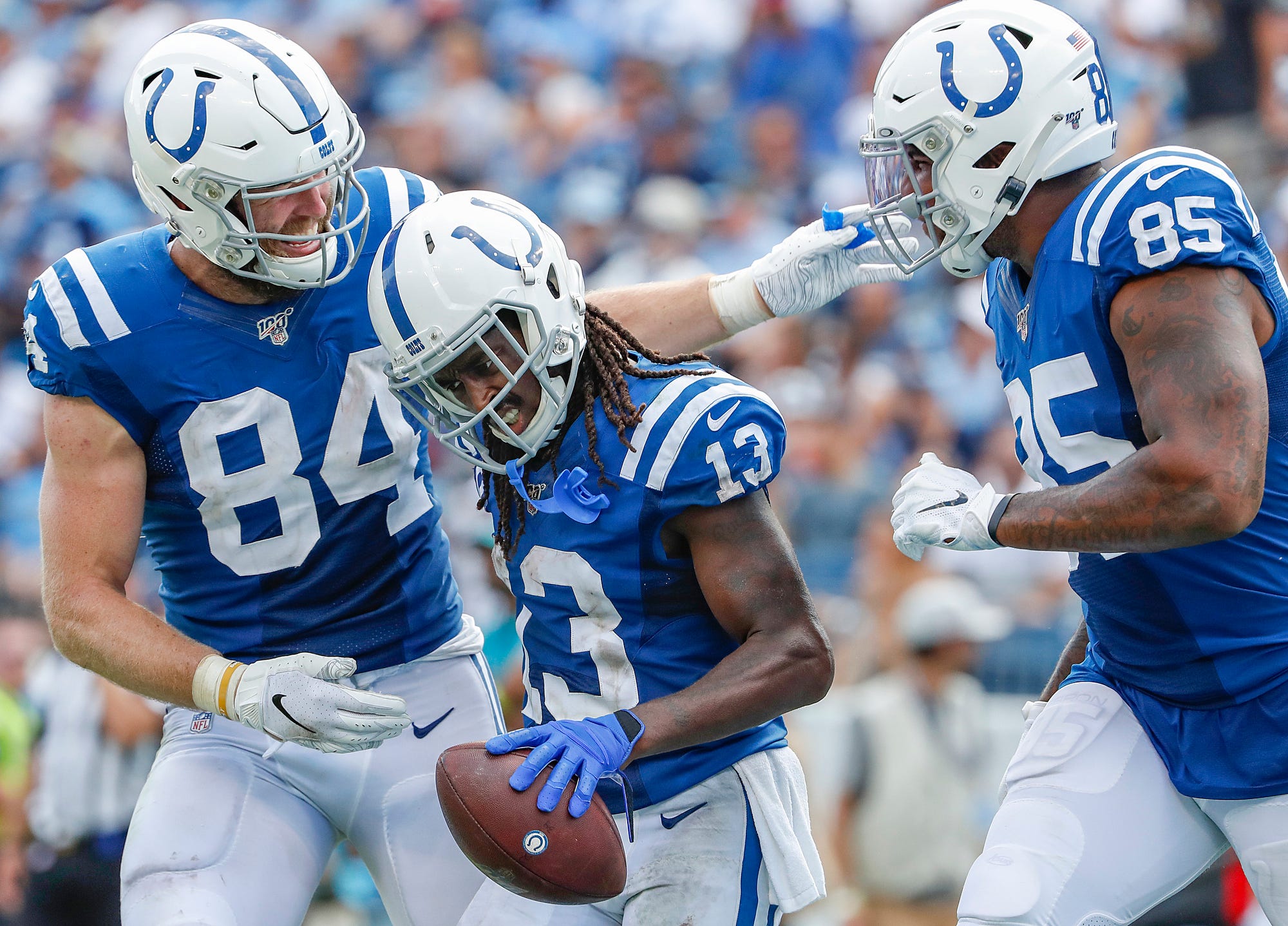 Colts: Gutsy Frank Reich, defense hold off Titans, 19-17