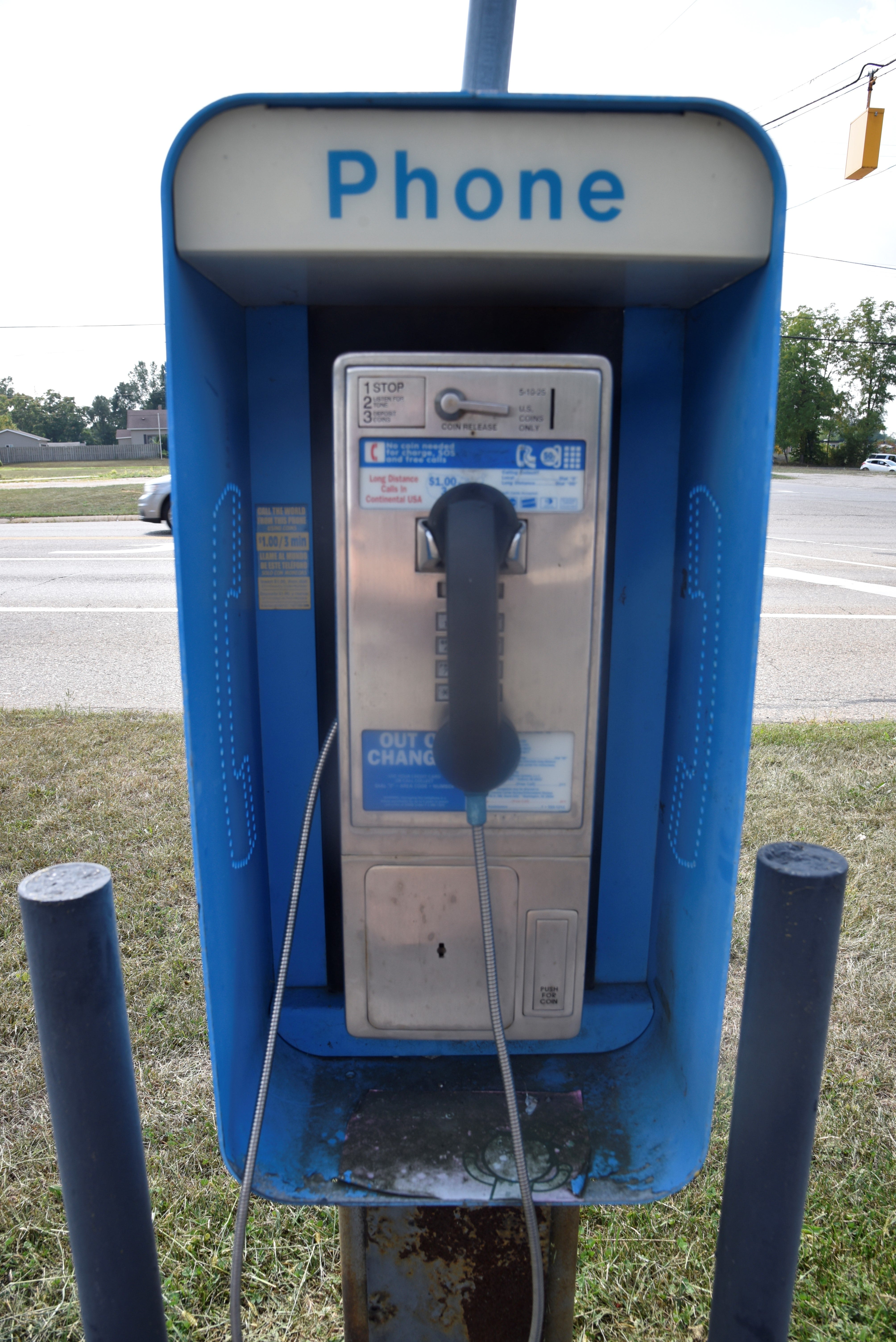 Last call for Battle Creek's pay phones