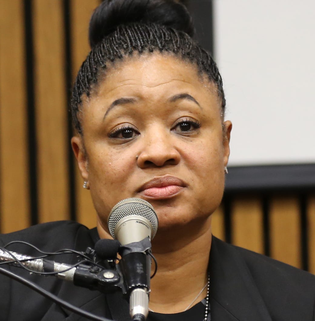 Ex-MSP official: Agency discriminates against citizens, employees