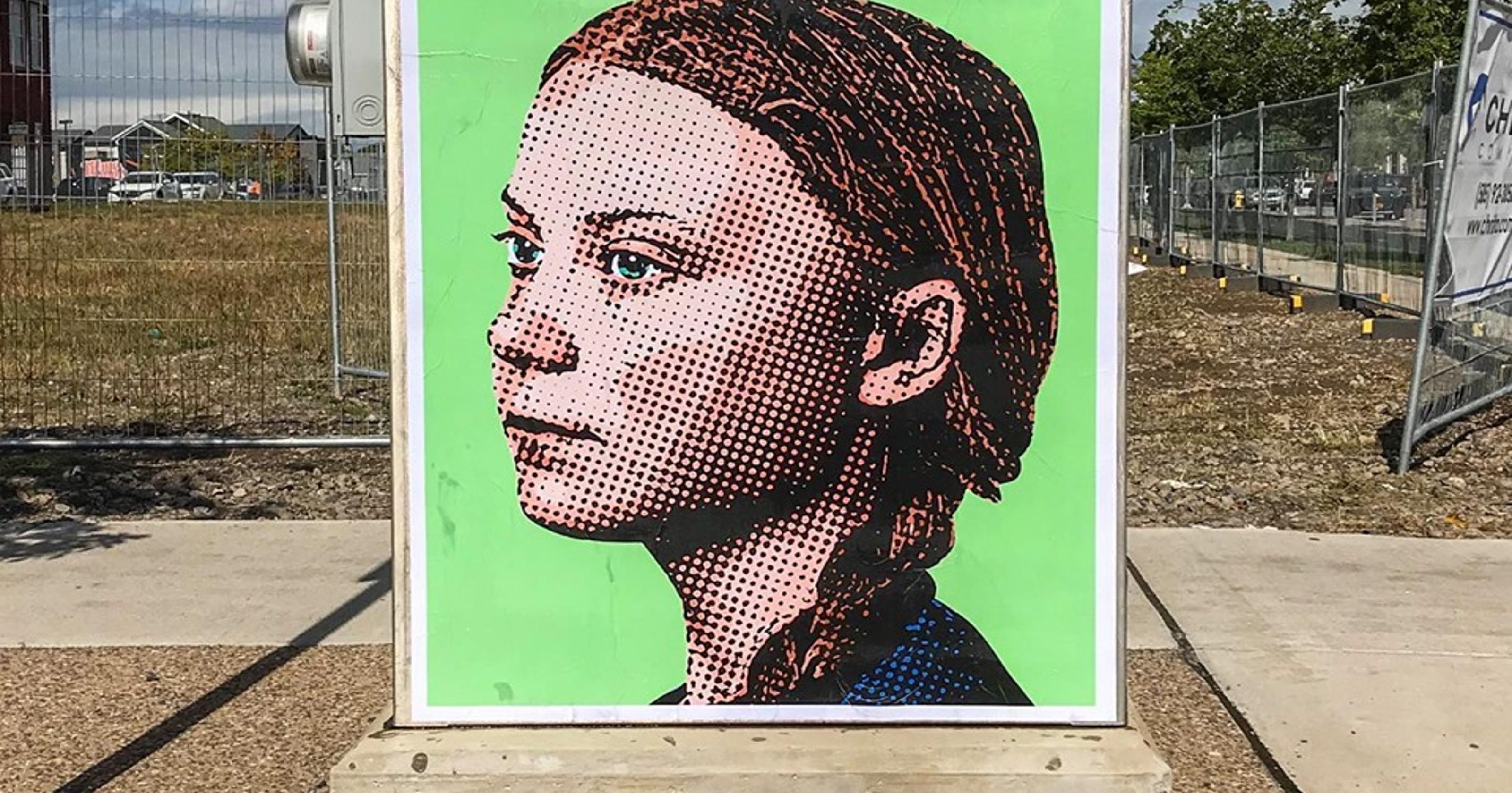 Dellarious puts up wheat-paste portrait of Greta Thunberg the East End.