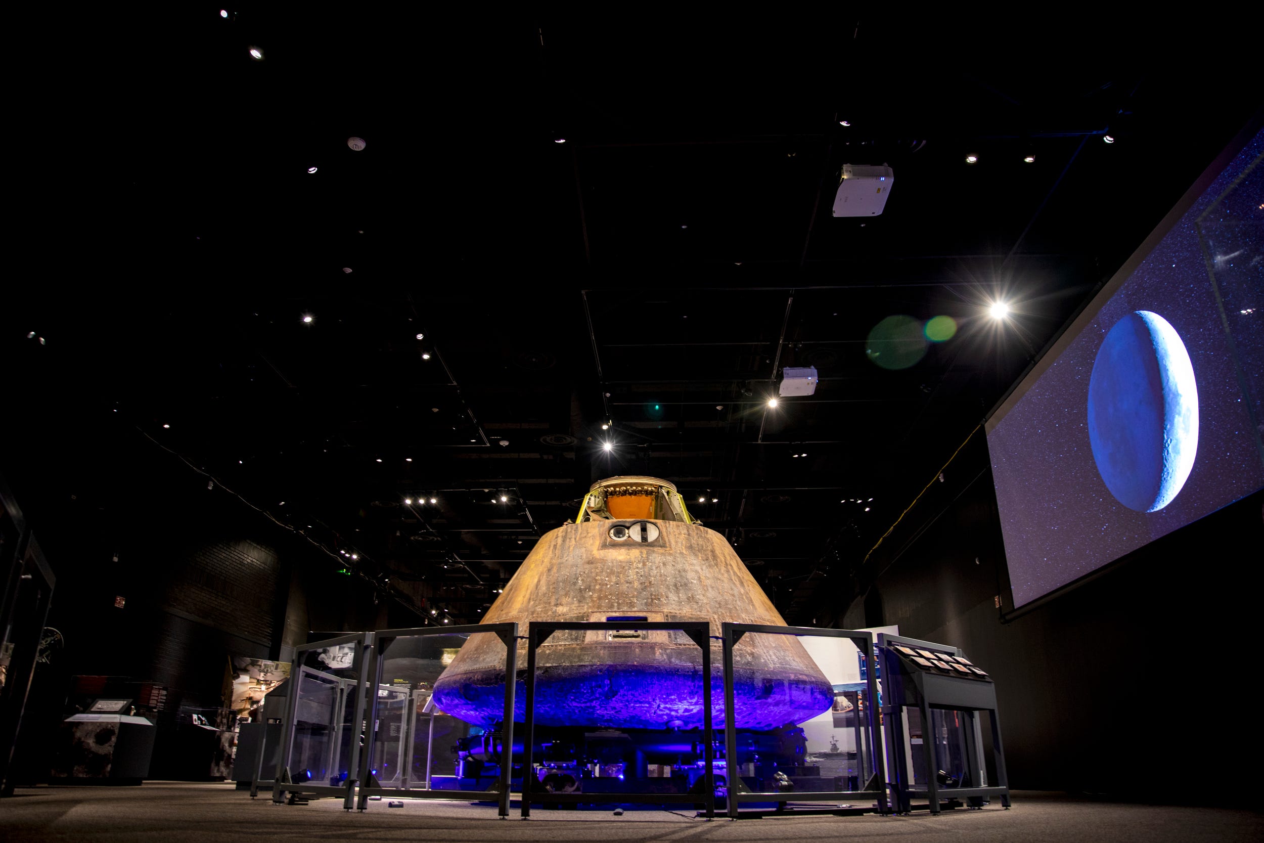 Apollo 11 spacecraft on display at Cincinnati Museum Center