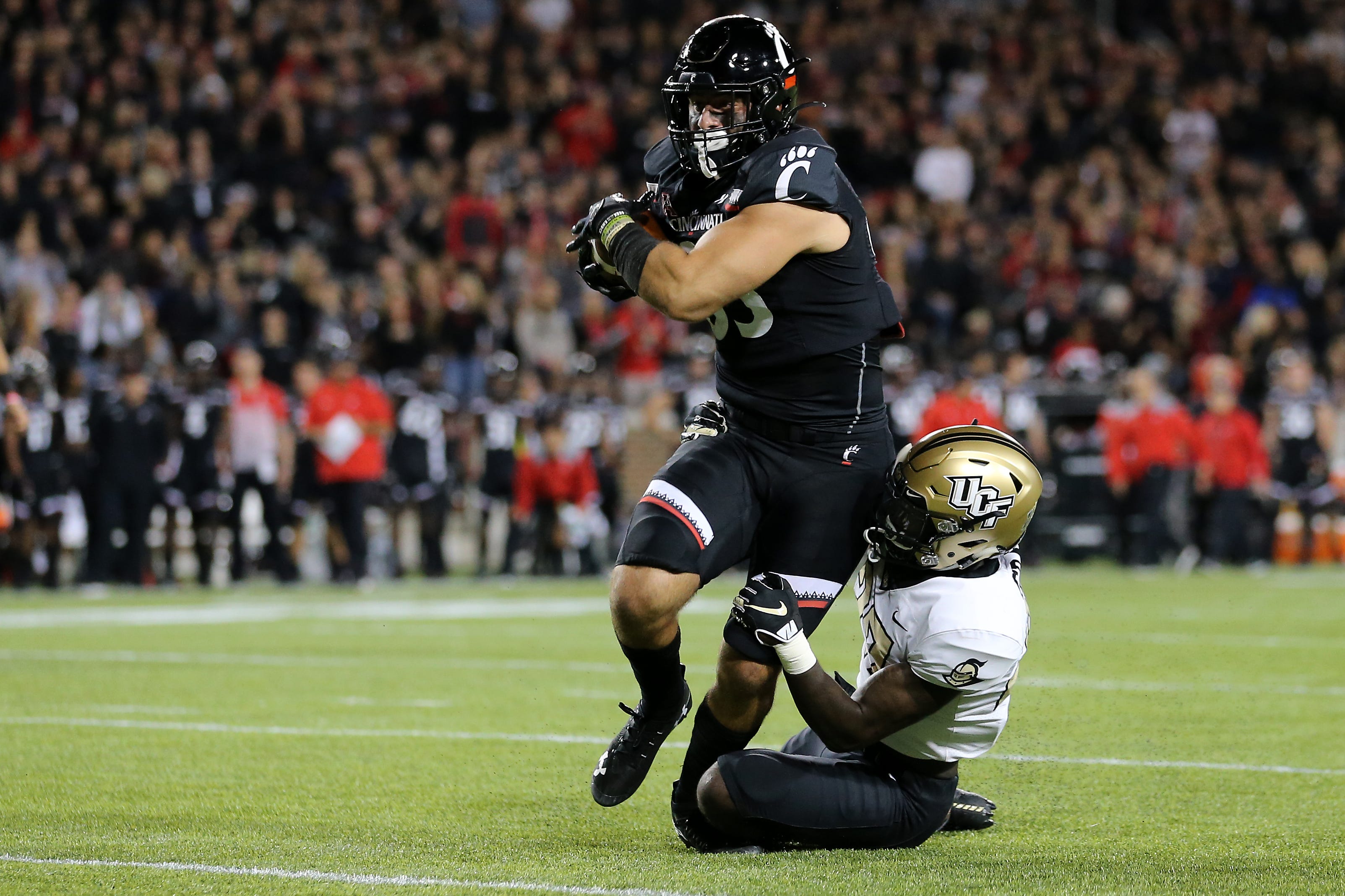 Twitter reacts to Cincinnati Bearcats' win against Central Florida