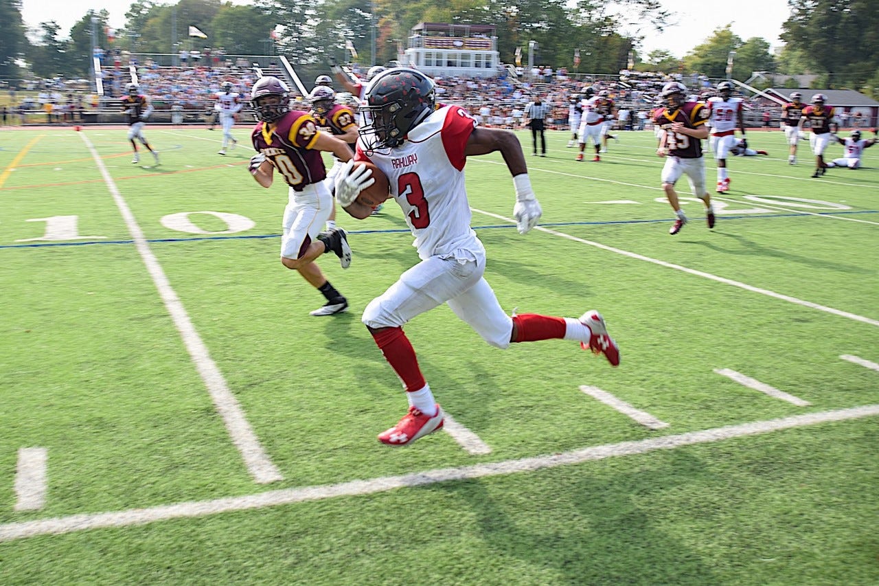 NJ football: With veterans and newcomers, unbeaten Rahway starts strong