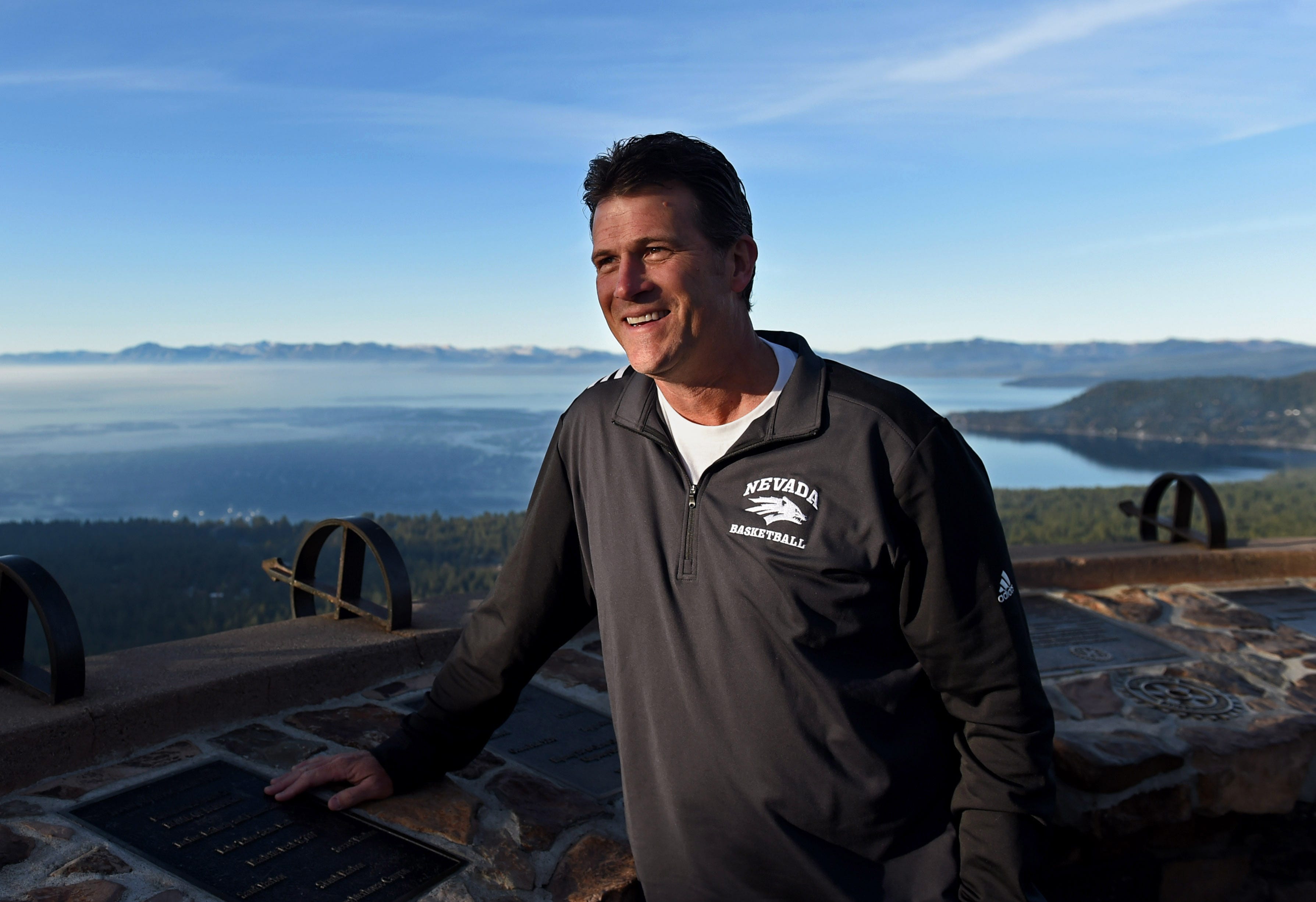 Steve Alford goes after his dream: playing for Bob Knight at IU