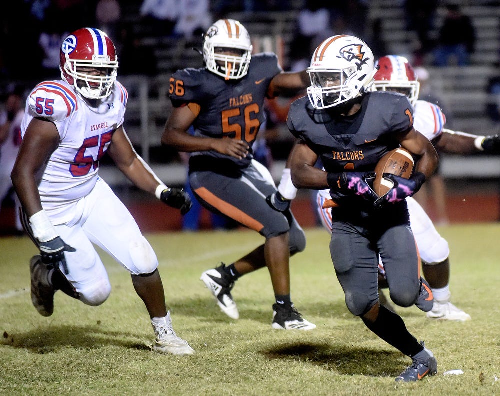 LHSAA moves up football start date by a week