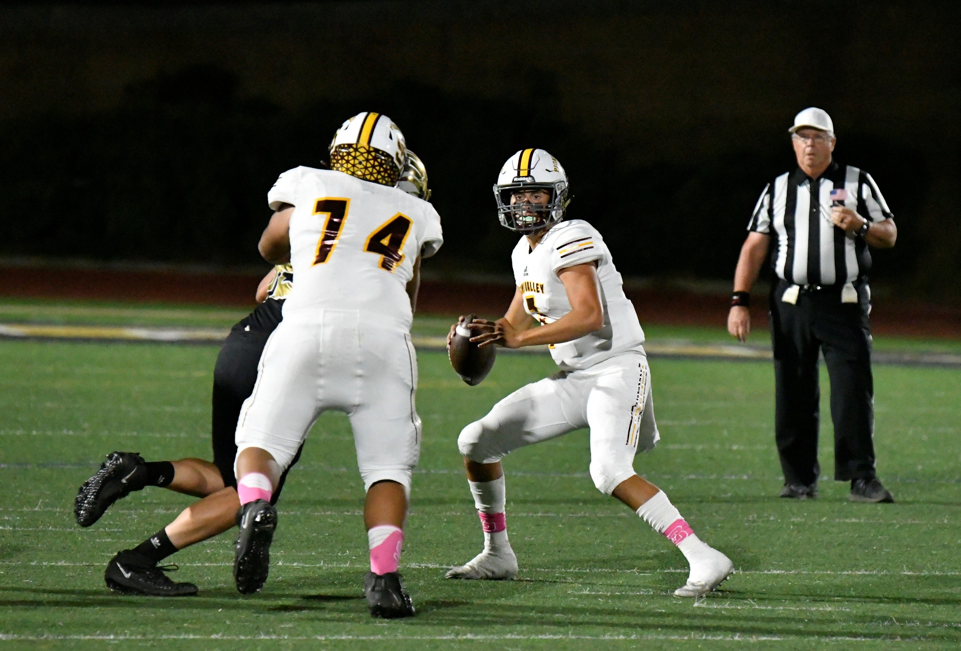 Rivalry game between Simi Valley and Royal is a high-stakes matchup