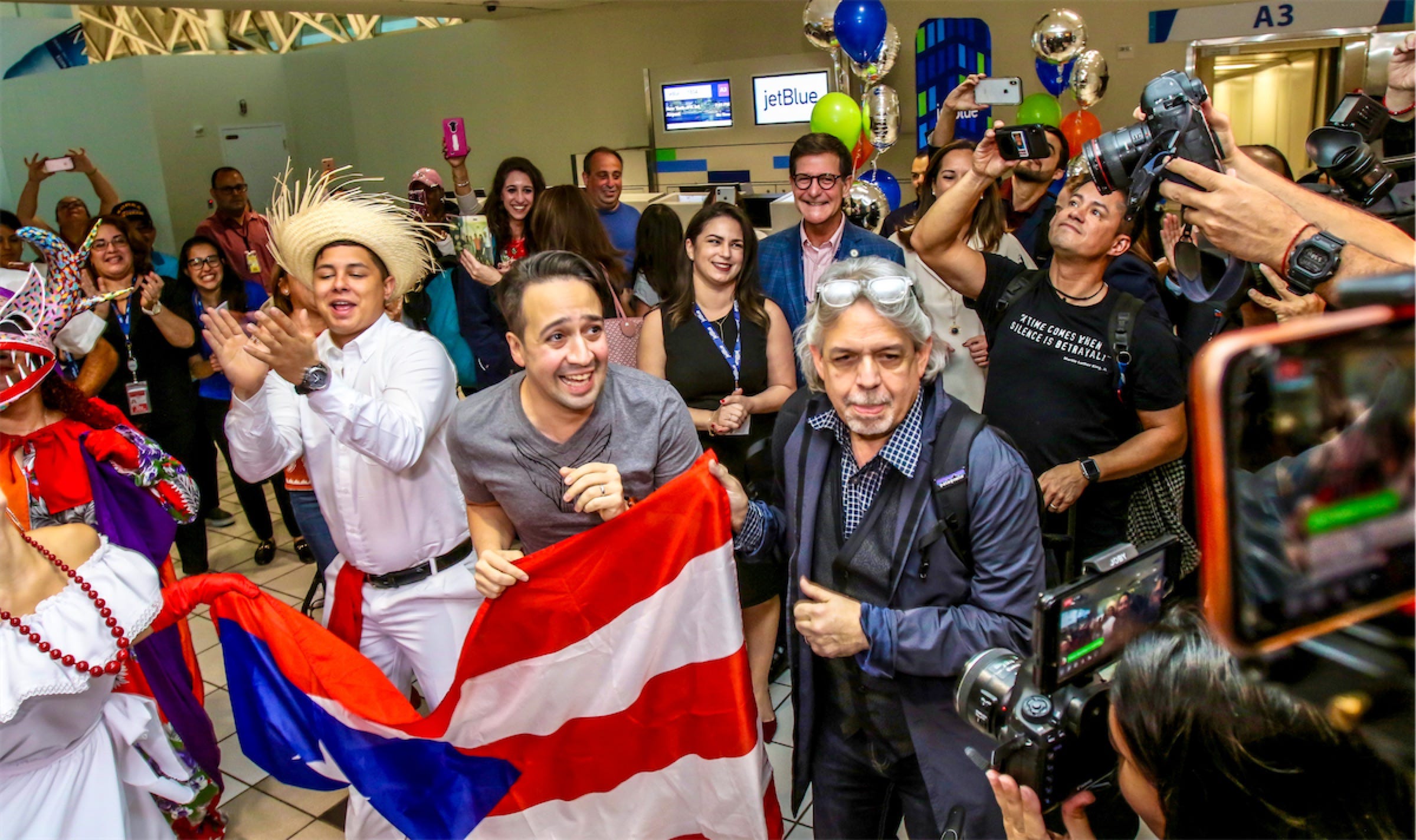 Lin-Manuel Miranda, Rosario Dawson promote Puerto Rico travel