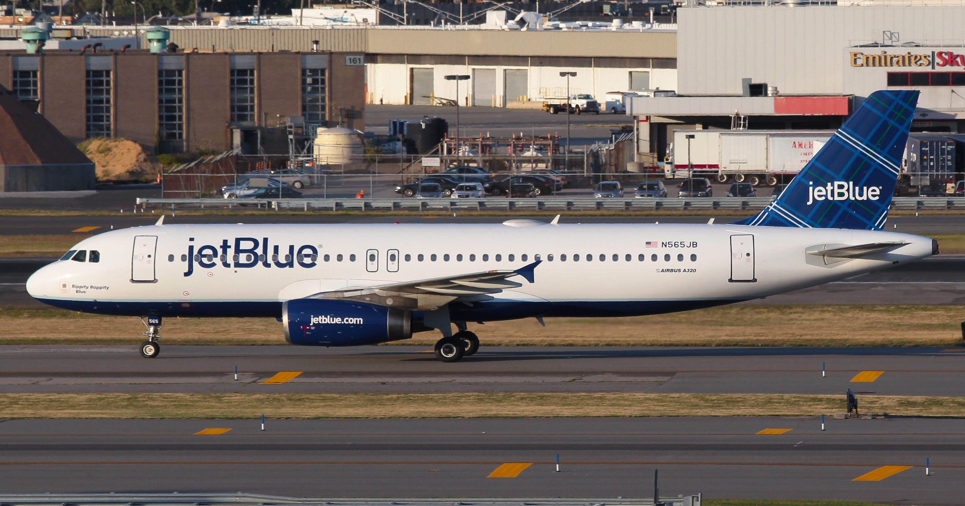 JetBlue flights are $31 on Halloween, but you have to book now