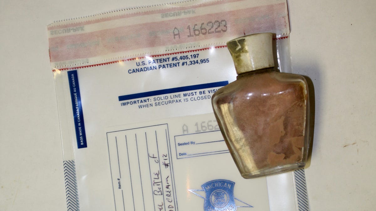 Photos, evidence in Michigan murders case against John Norman Collins