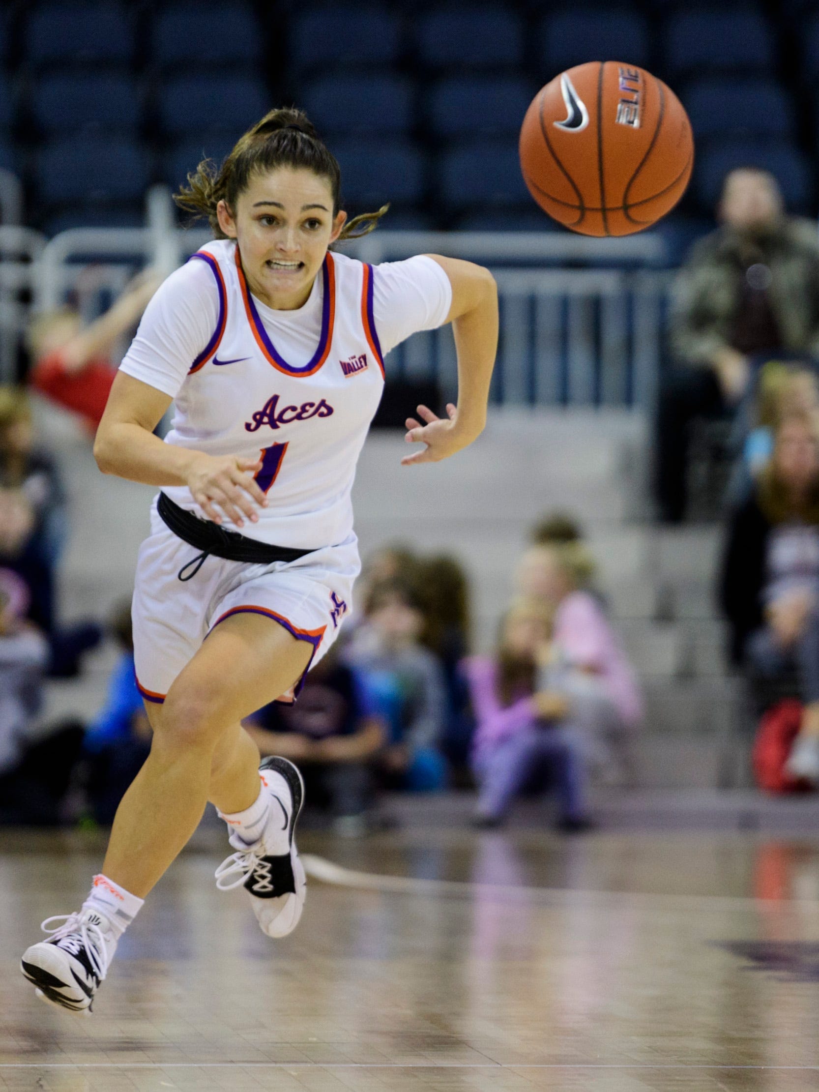 How Evansville women's basketball got fifth-year PG Anna Newman back