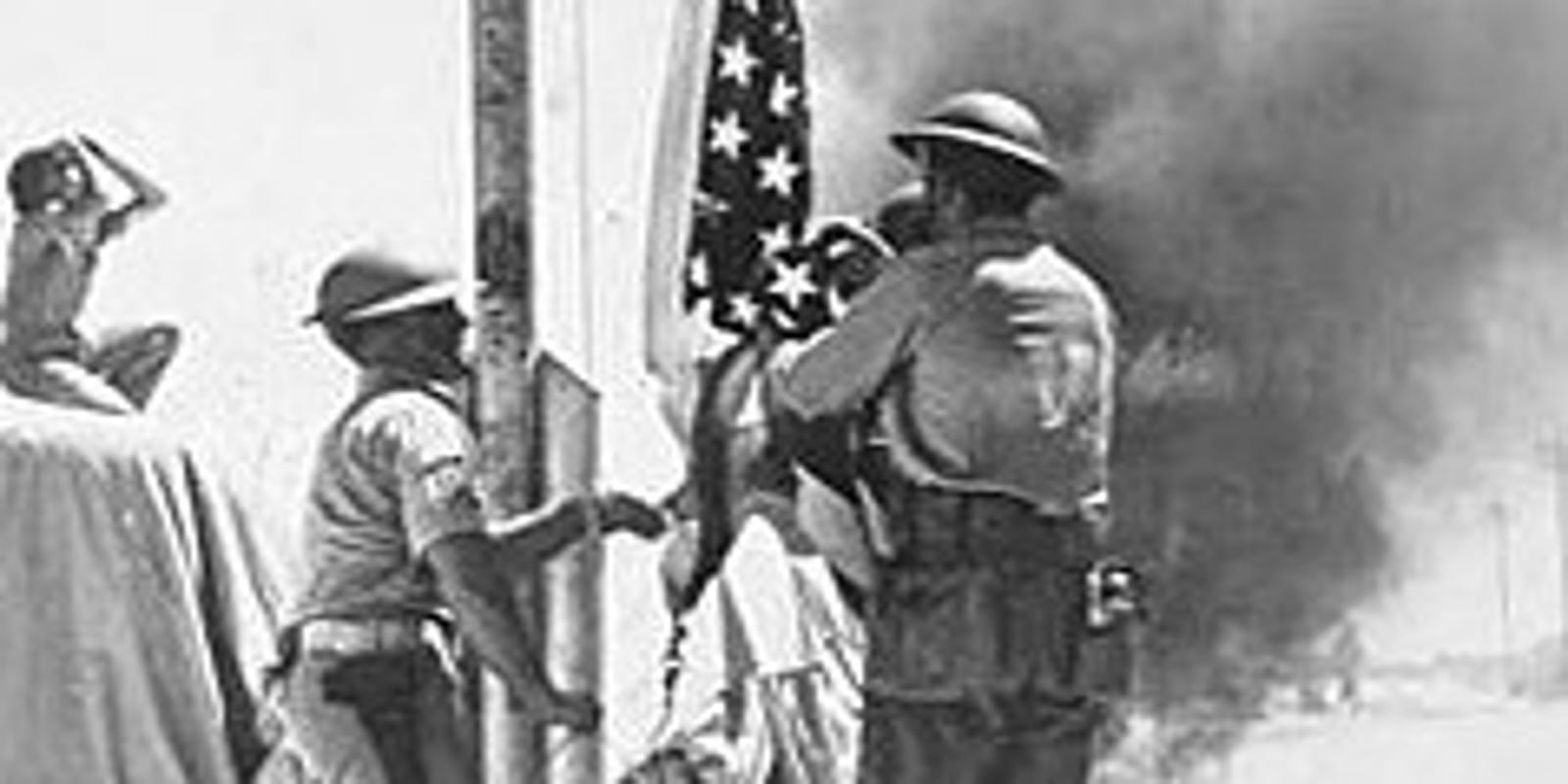 Valders man helped raise flag during Battle of Midway in World War II