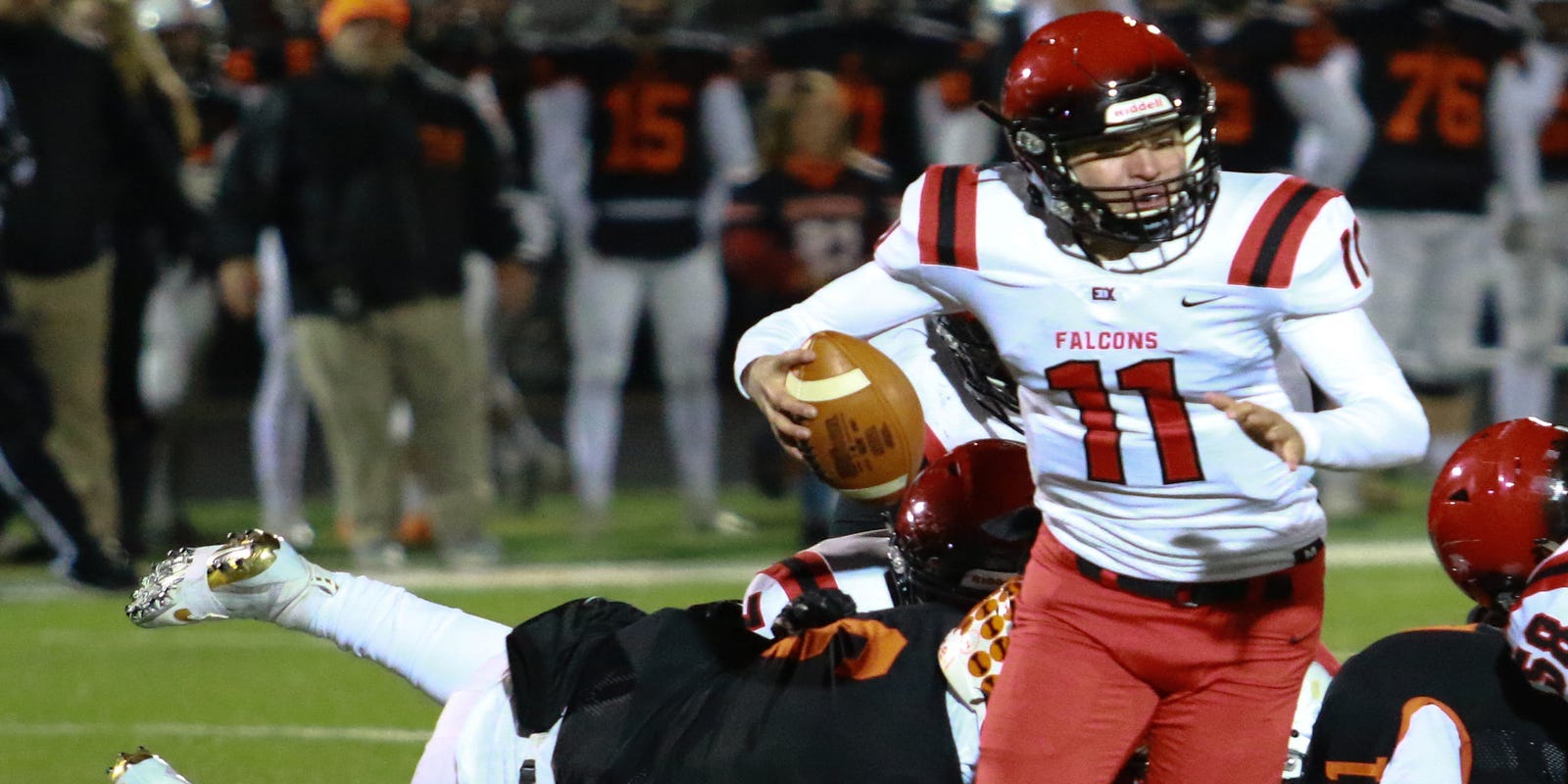 Livingston County high school football scores for district finals