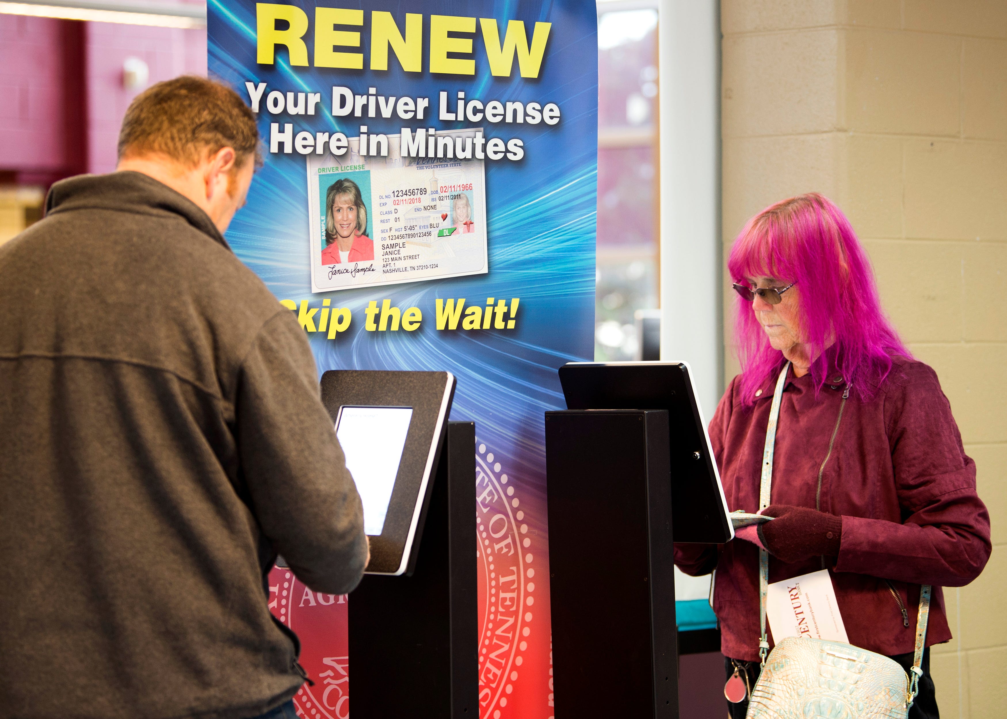Tennessee Real ID: What it's like to stand in line at DMV