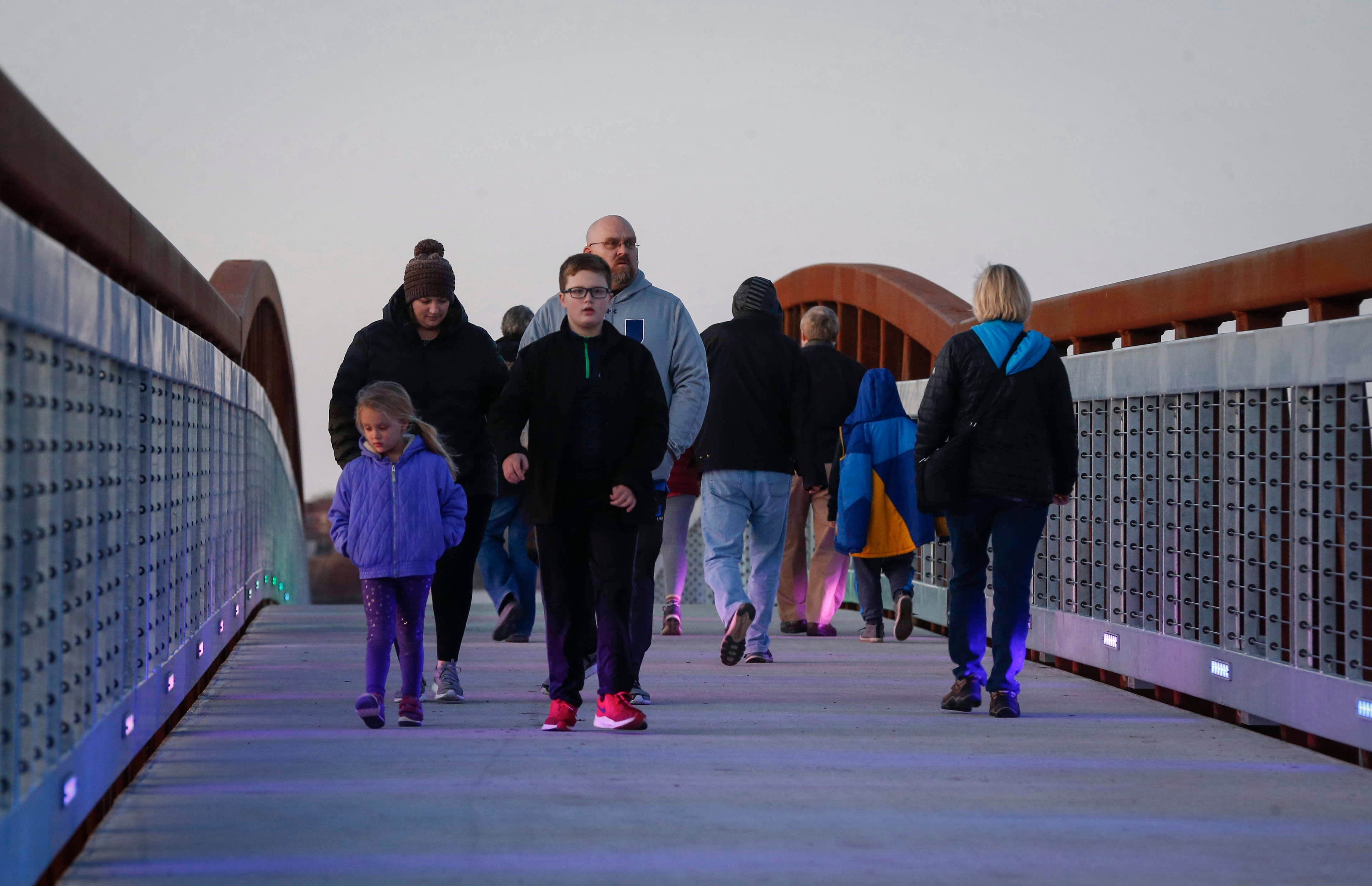 Gray's Station pedestrian bridge over Raccoon River now open
