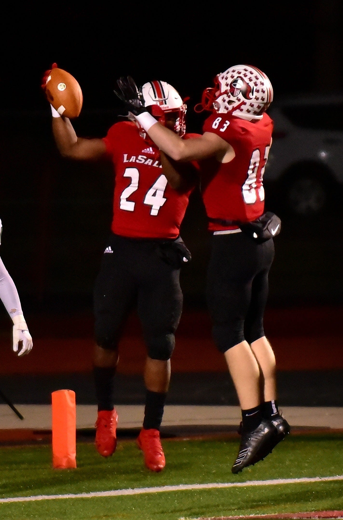 High school football: La Salle rolls over Harrison for regional title