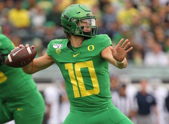Oregon Ducks: A look at Justin Herbert's top 10 performances