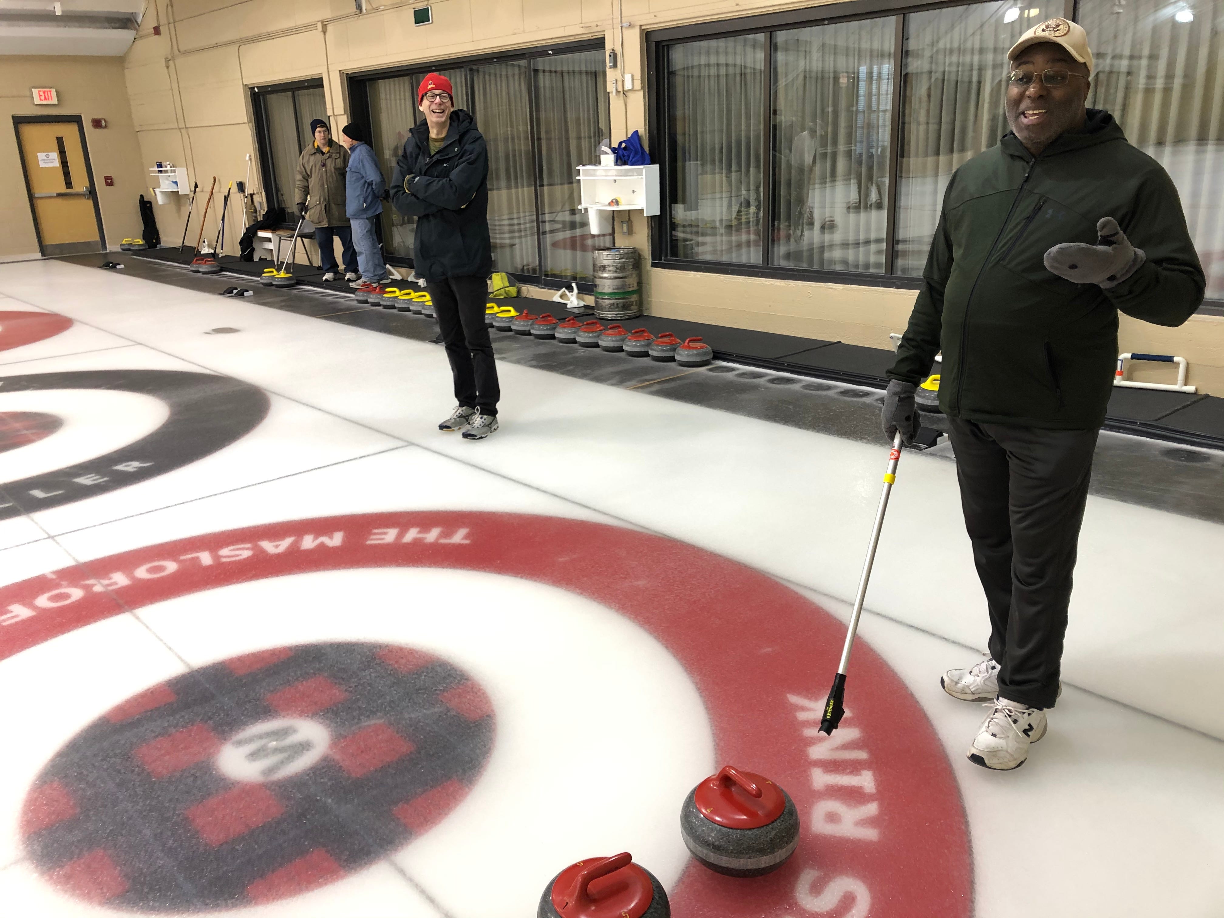 Milwaukee veterans learn how to curl at the Wauwatosa Curling Club