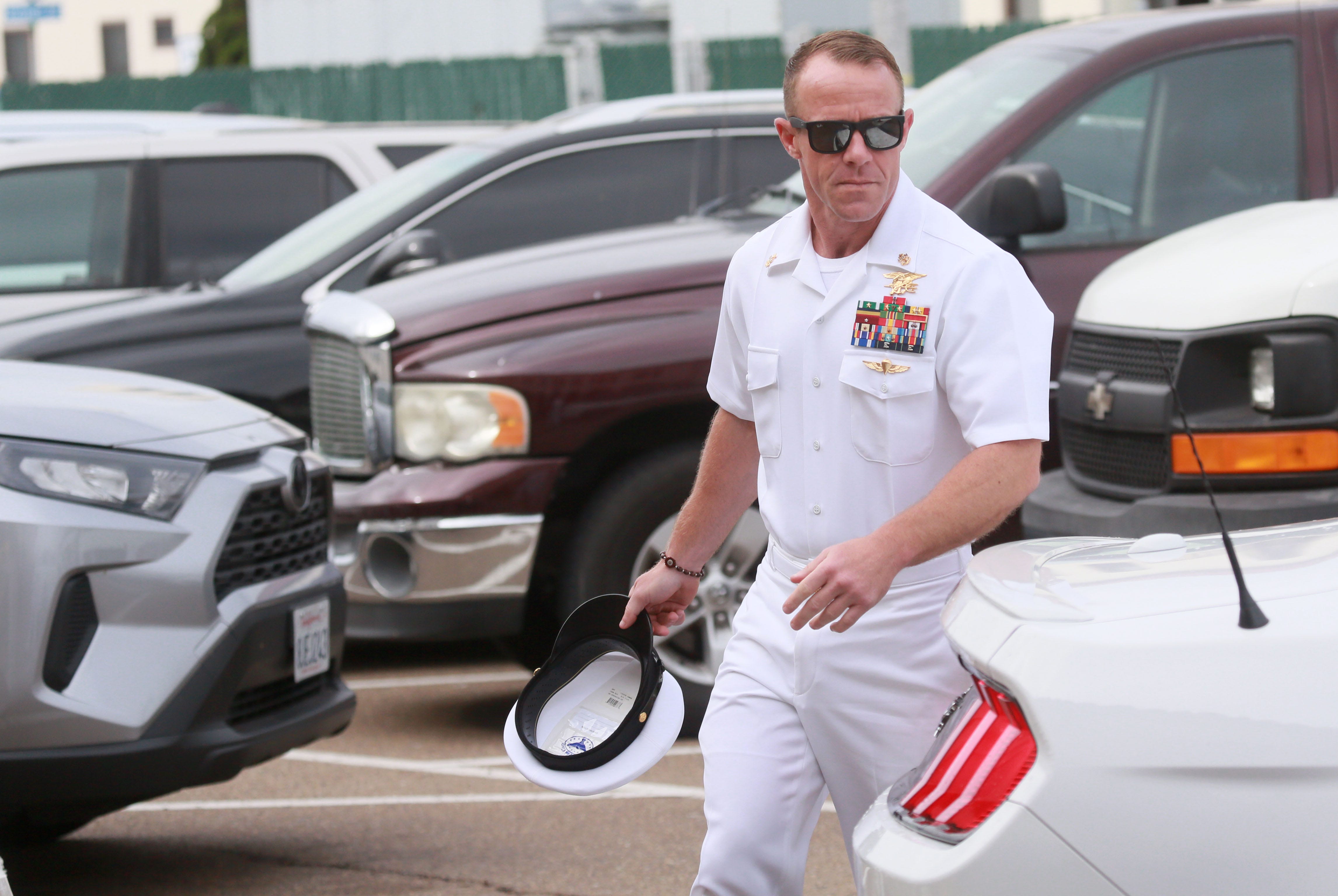 Navy SEAL Eddie Gallagher to retire, review of his case canceled