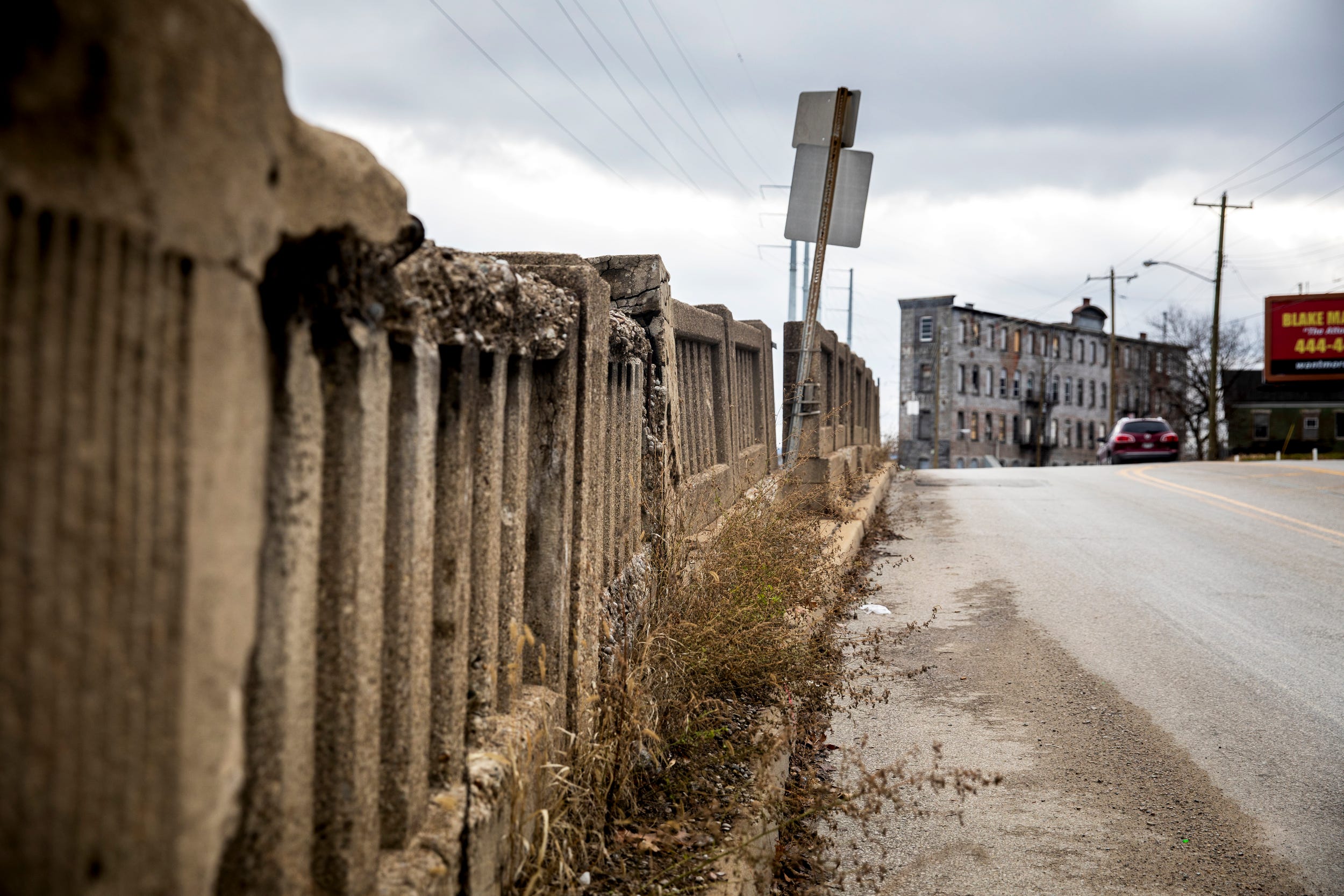 Cincinnati landslides: Many retaining walls in poor, critical condition