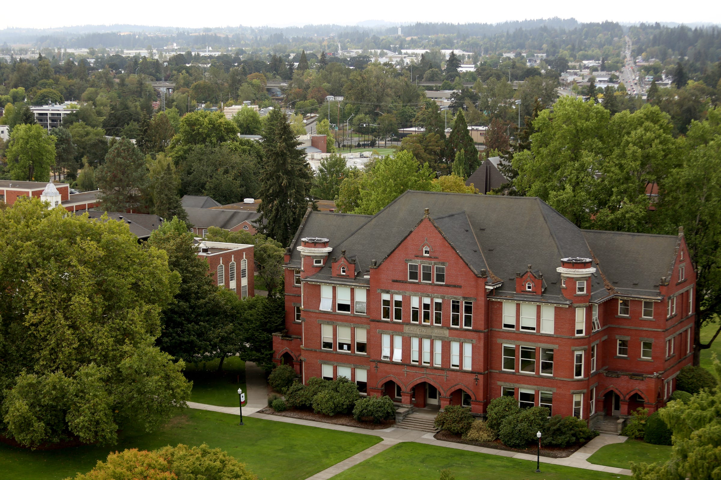 University of Oregon, OSU prepares campus for fall term amid COVID-19