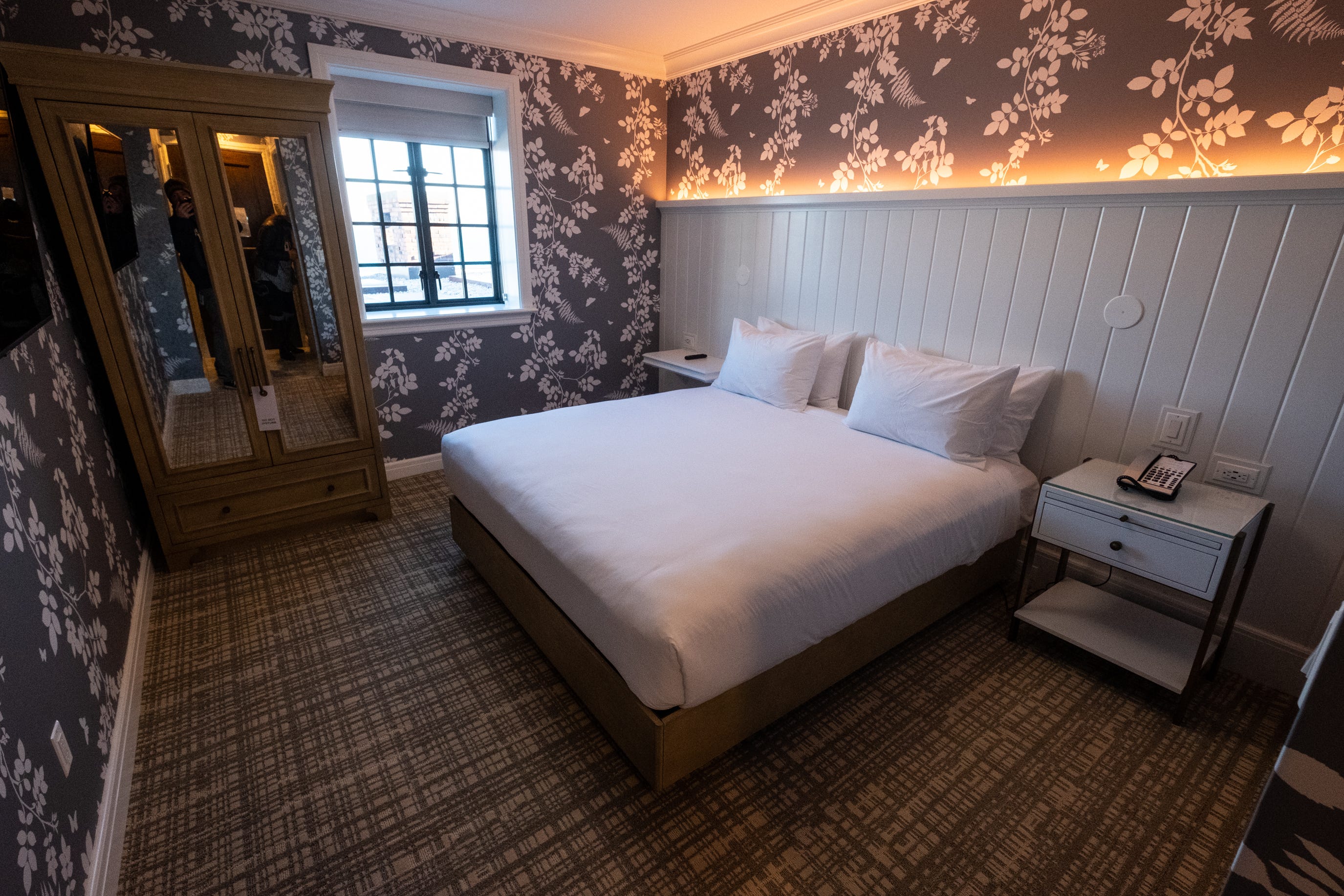 St. Clair Inn Opening: Inn offers visitors new look of an old 'go-to spot'