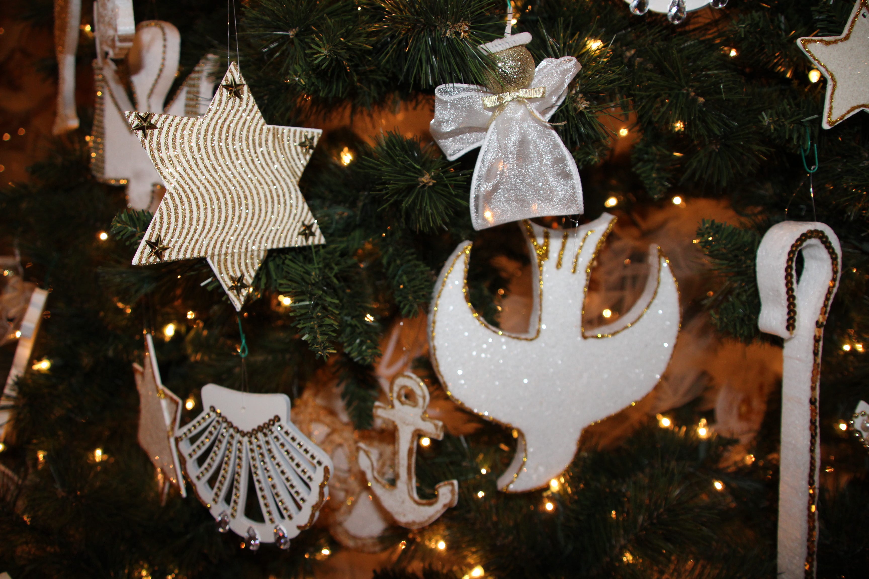 Chrismons: Learning from symbols of faith