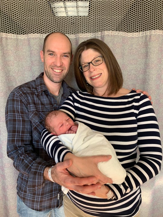 After long labor, first Beaumont baby of 2020s born at 12:42 a.m.