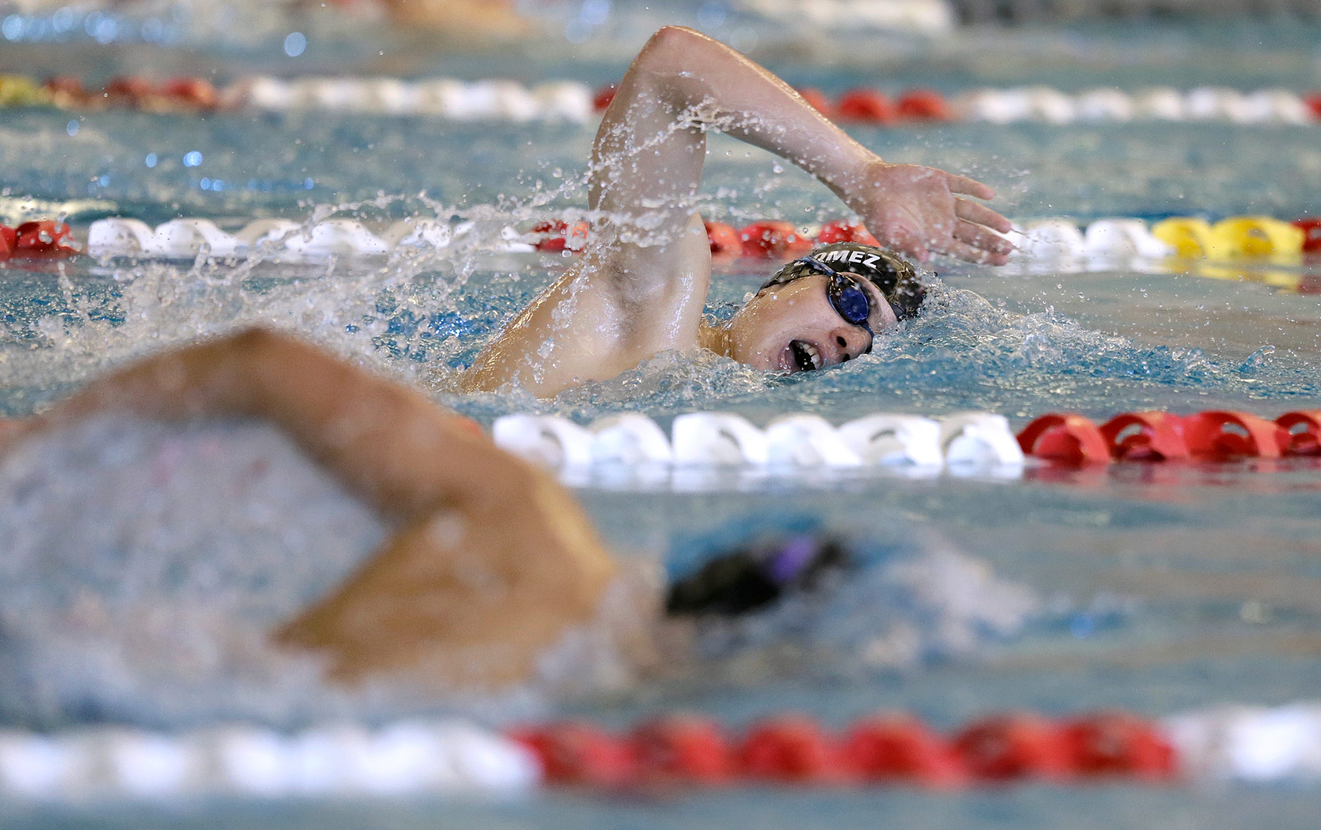 El Paso swimmers fare well at regional swim meets