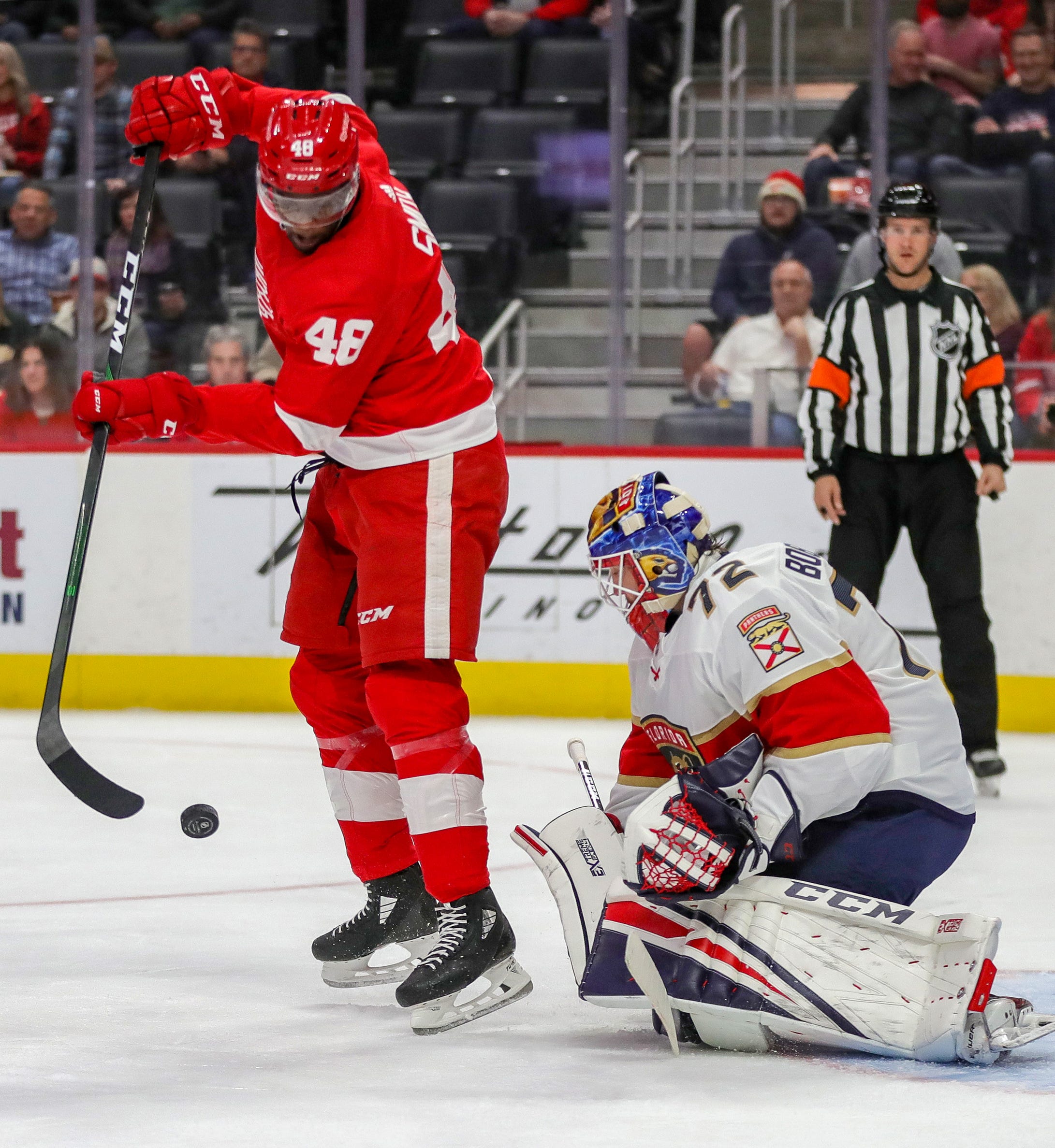 Red Wings' Givani Smith used father's lessons to battle racism to NHL