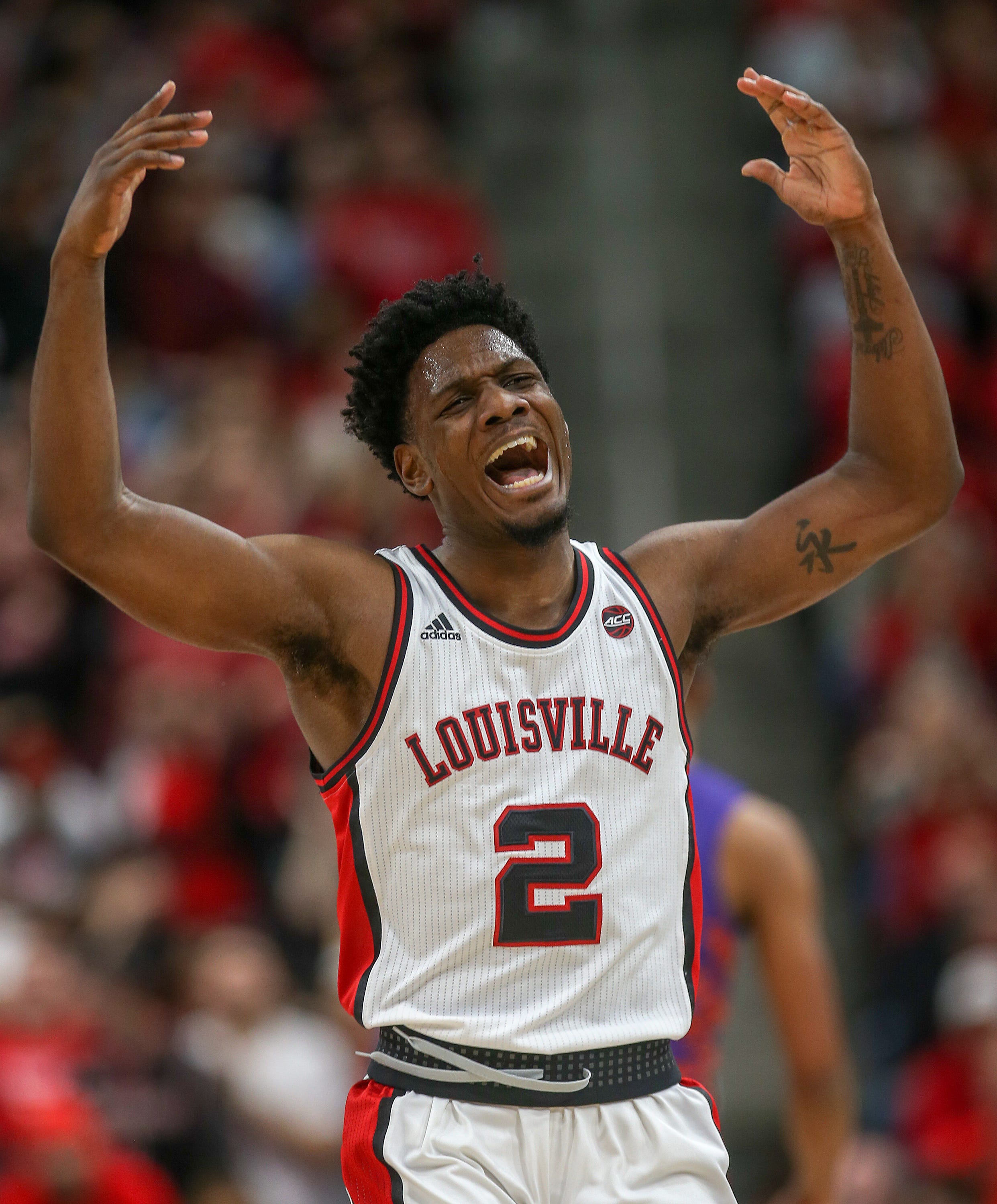 Louisville basketball beats Clemson on big day from Darius Perry