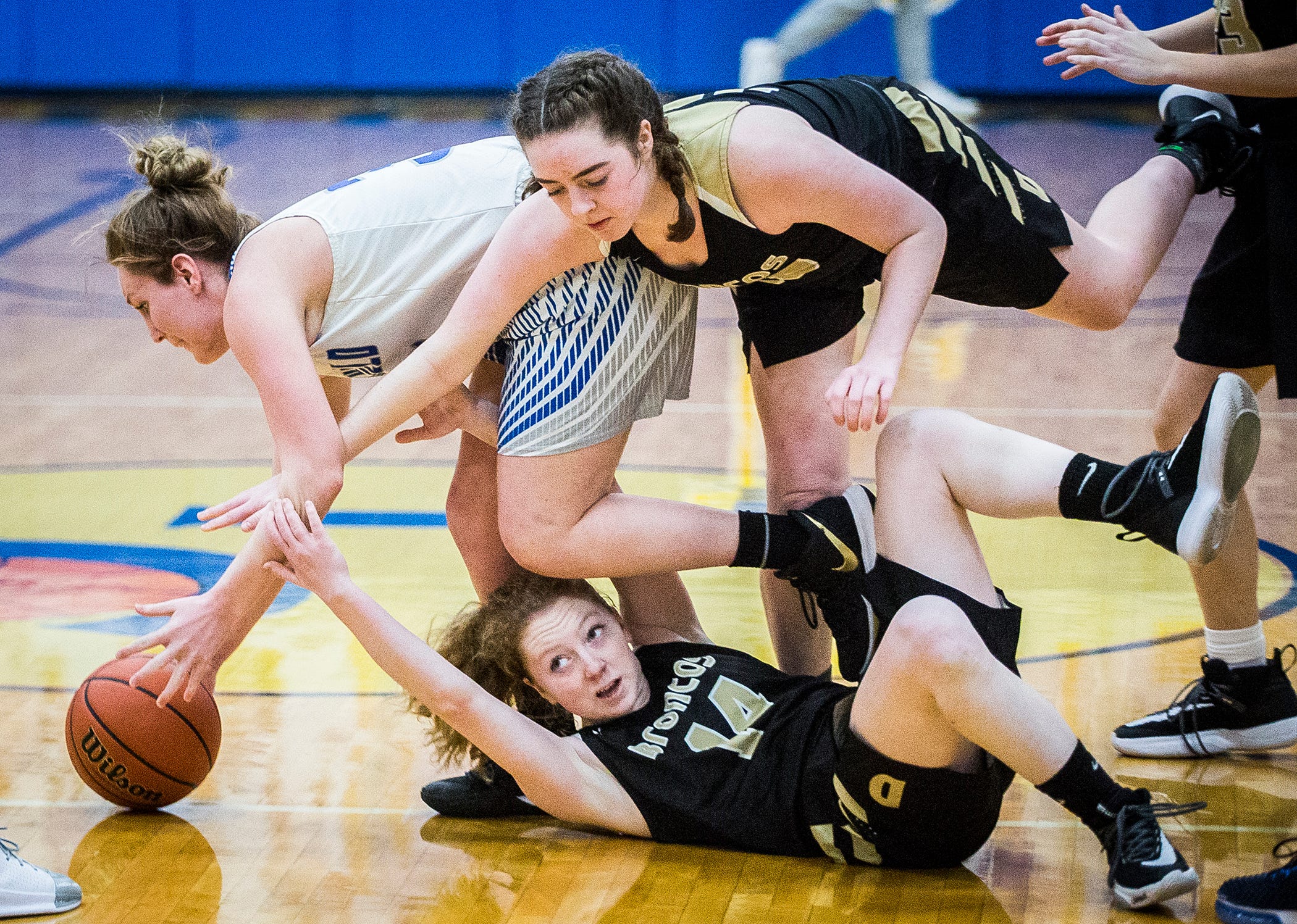 Blue River advances; Daleville, Winchester fall in regional semifinals