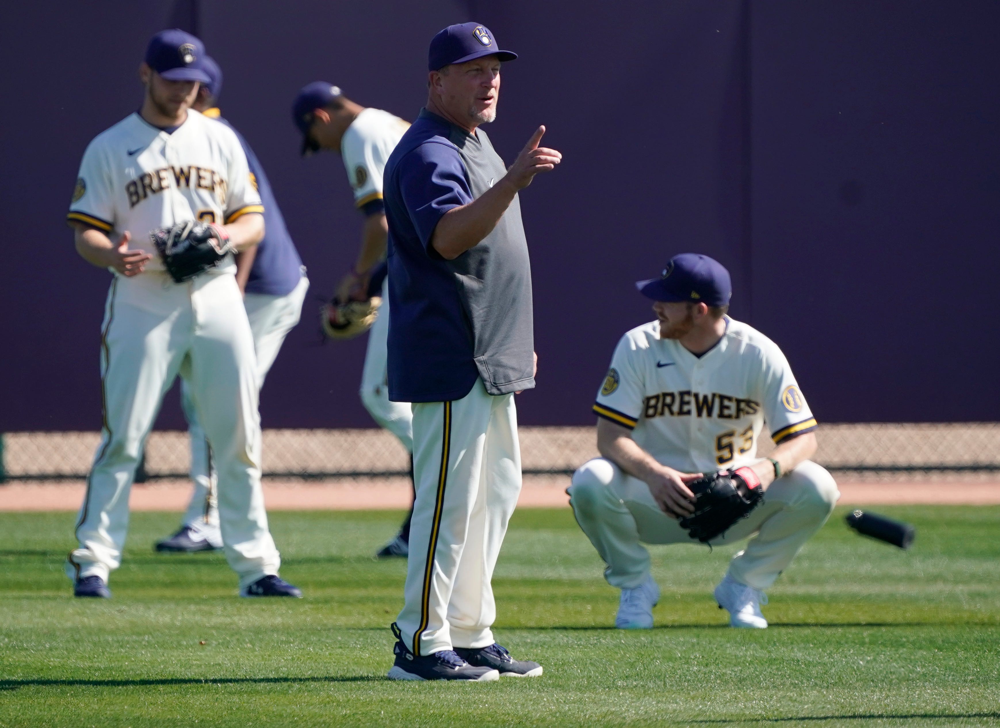 Brewers coach Pat Murphy grateful for second chance after heart attack