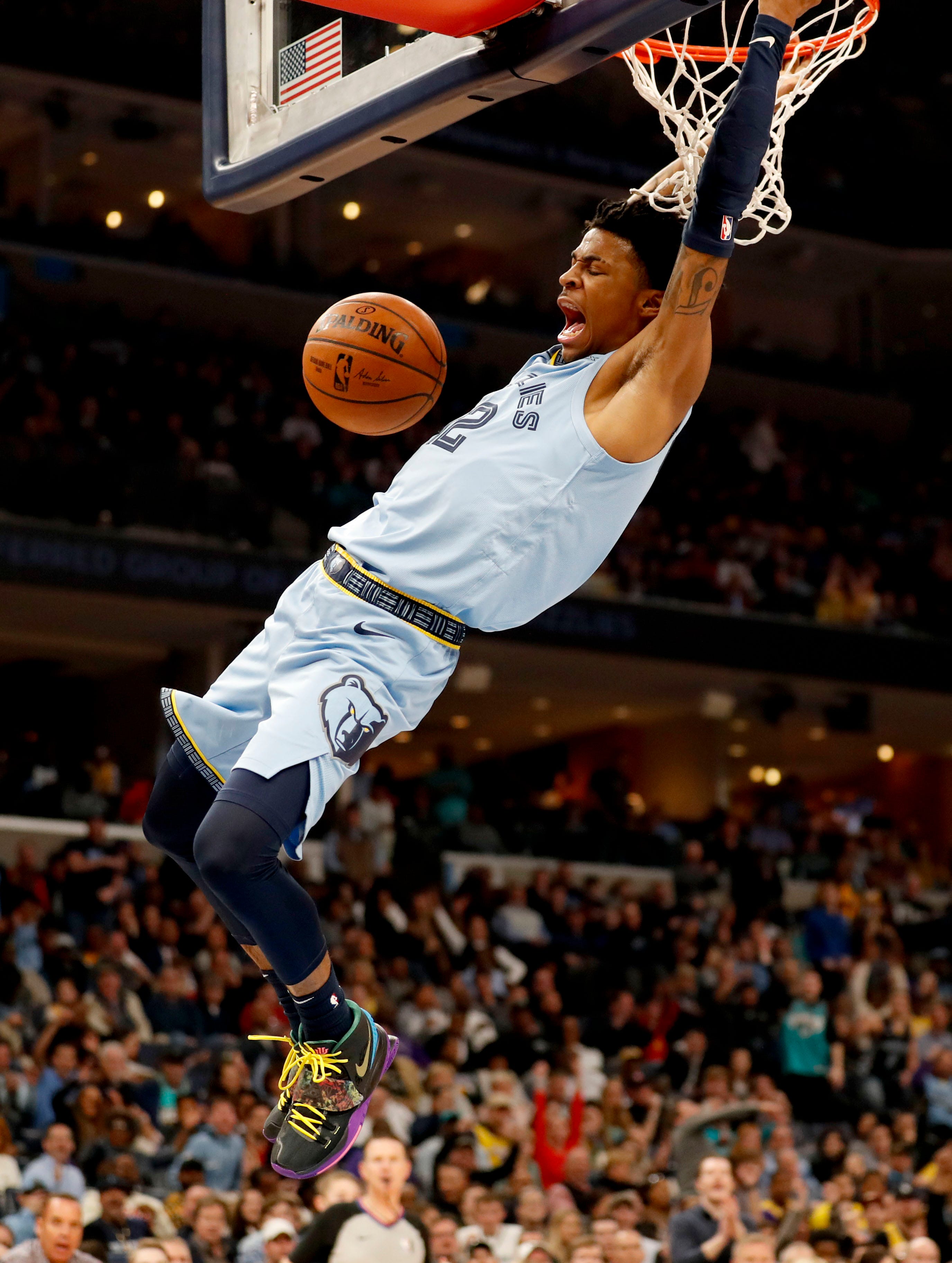 Ja Morant scores 27 points, Grizzlies beat Lakers 105-88
