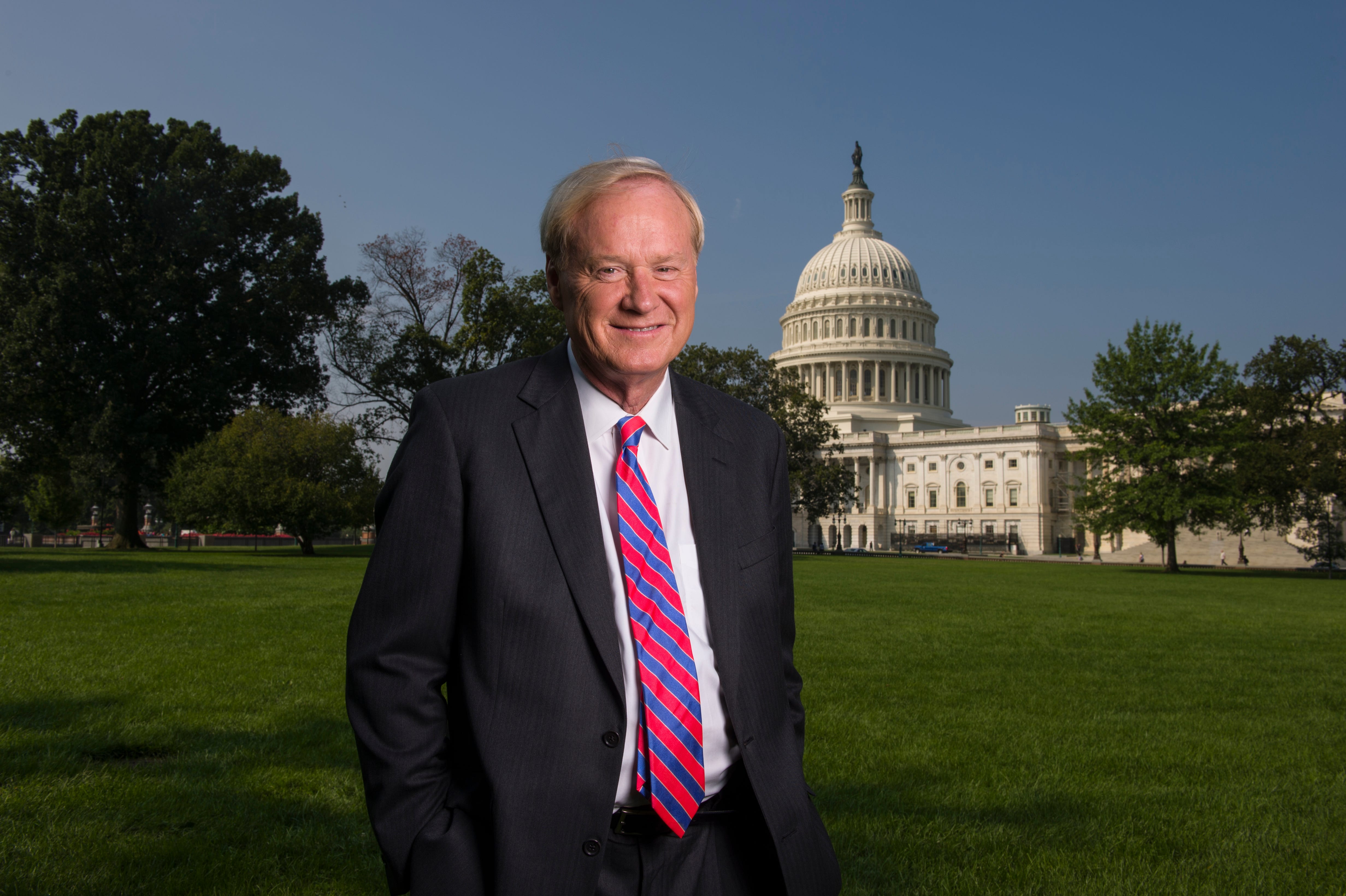 Chris Matthews resigns from 'Hardball,' apologies for past comments