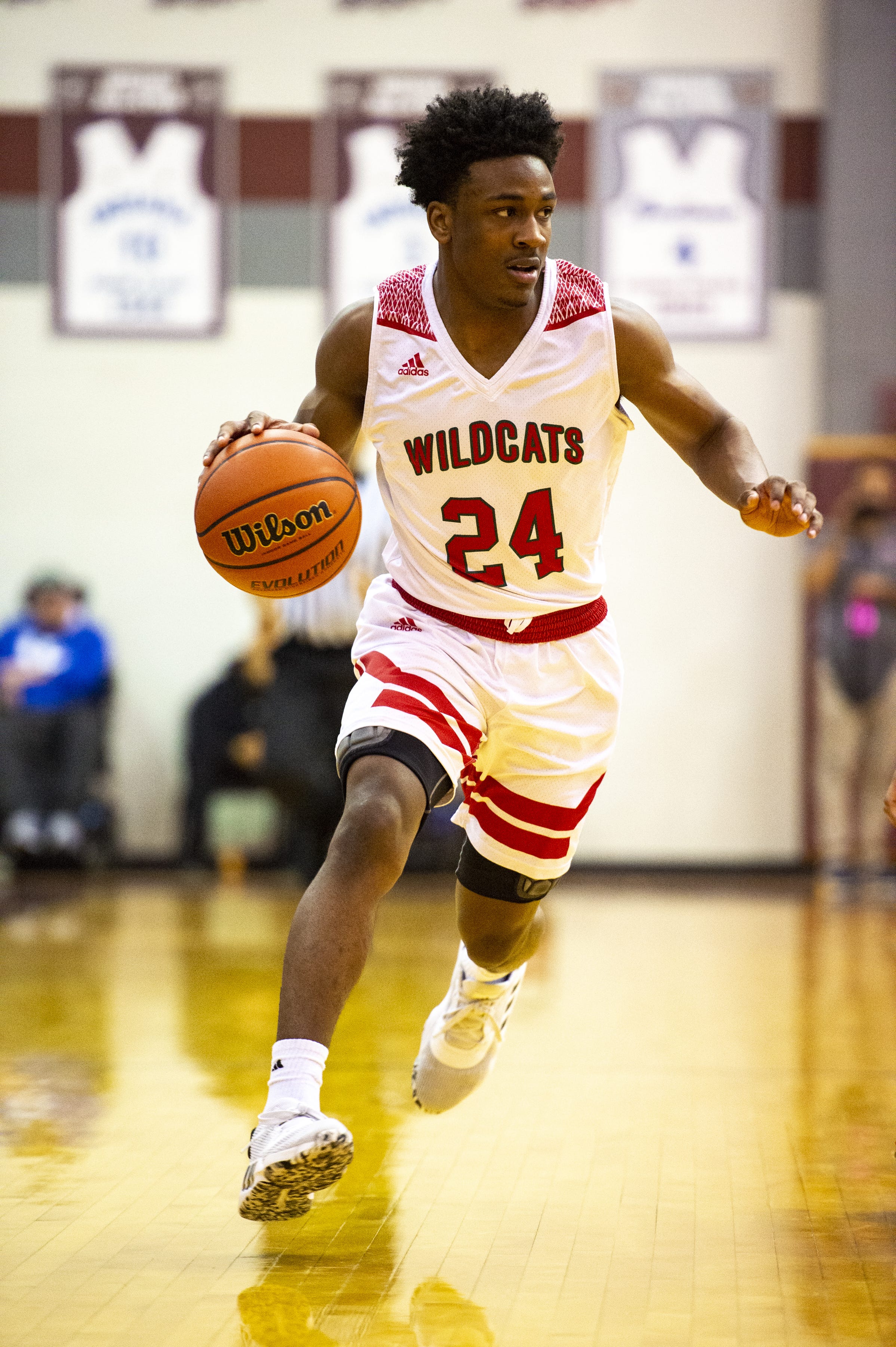 IHSAA basketball: Omar Cooper out for season; Hammond, Carmel look sharp