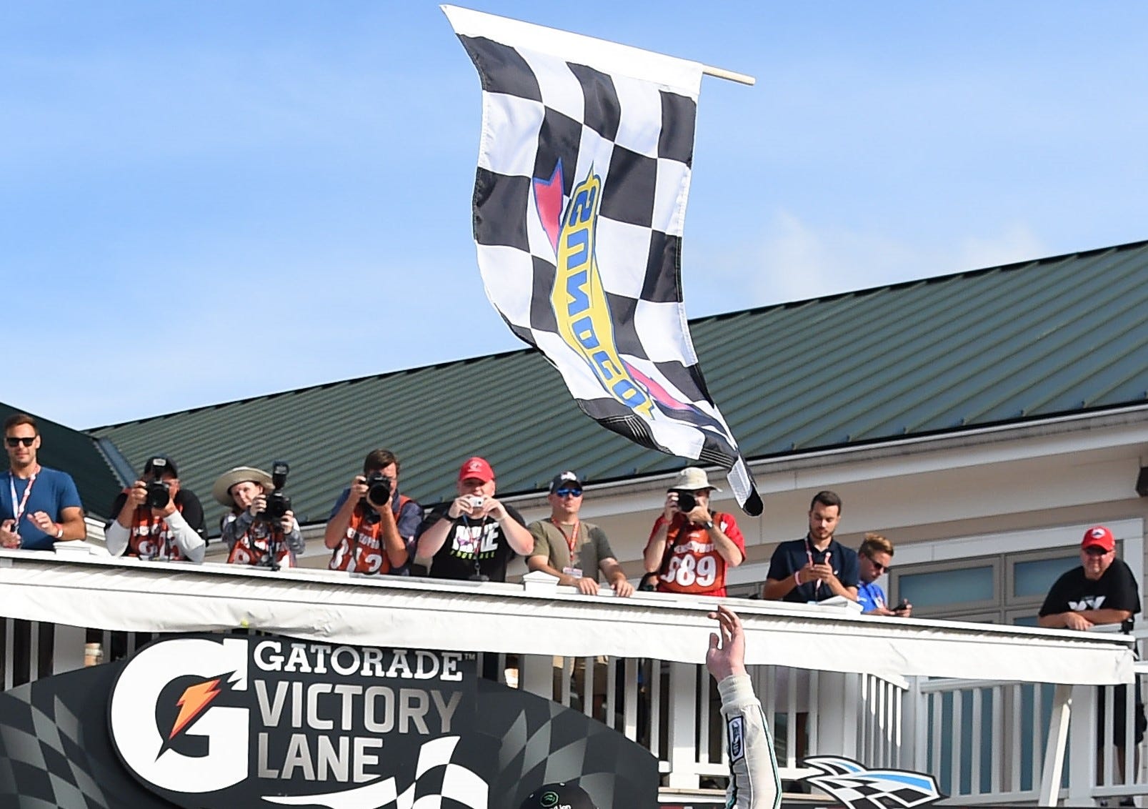 NASCAR iRacing: William Byron wins at virtual Richmond Raceway