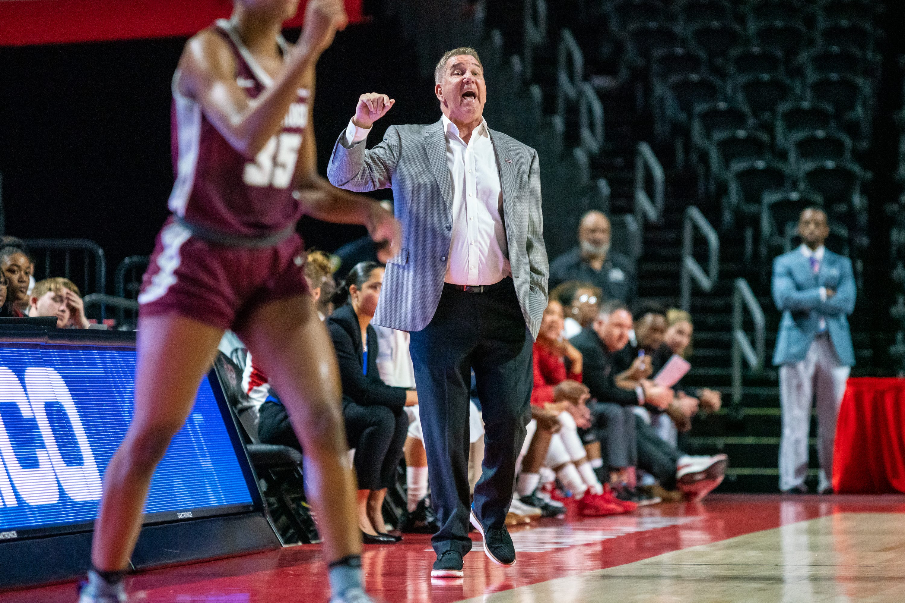 Ragin' Cajuns coach feels Kim Mulkey to LSU right hire for Louisiana