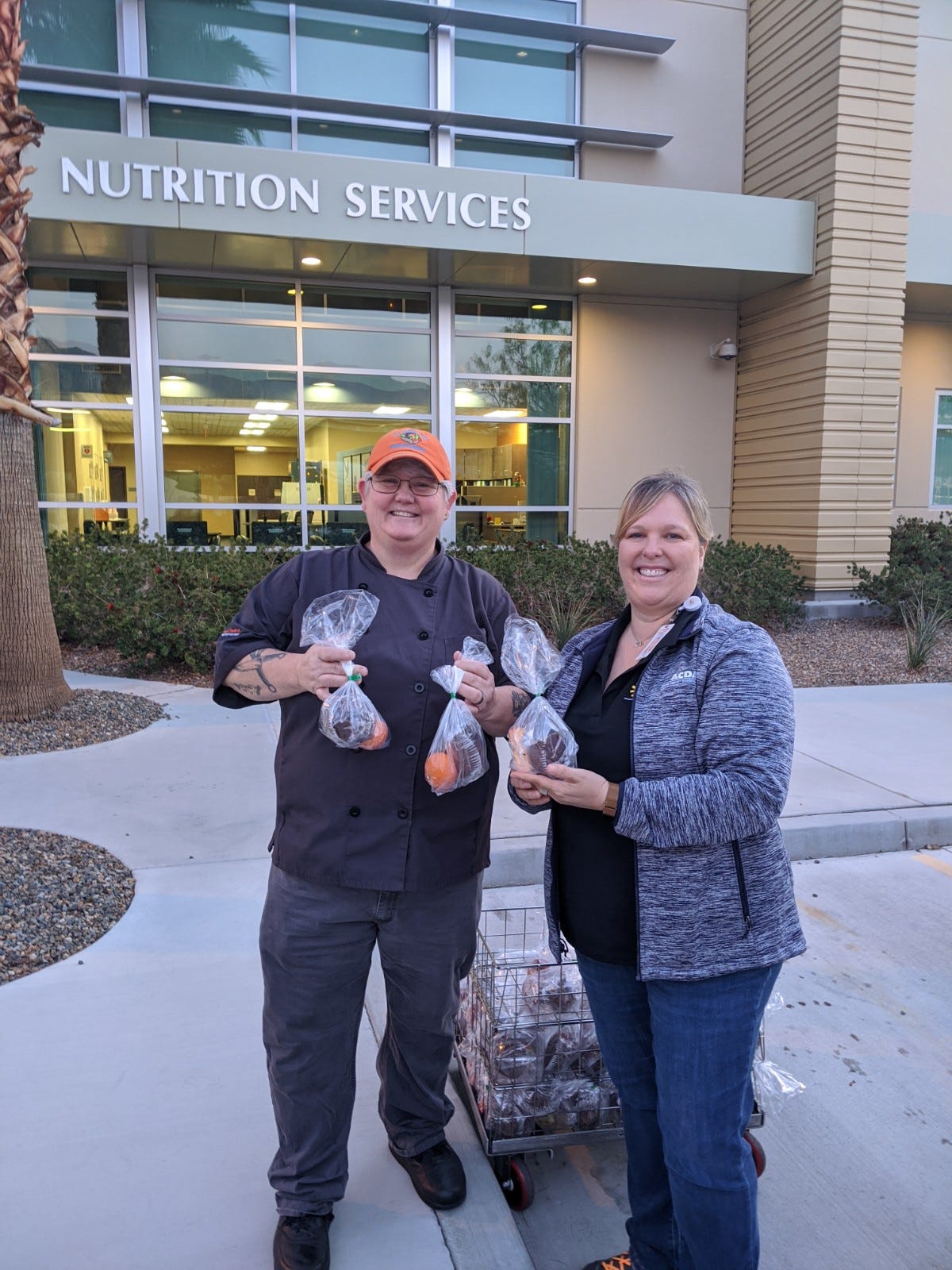 Palm Springs Unified School District works to serve students during ...