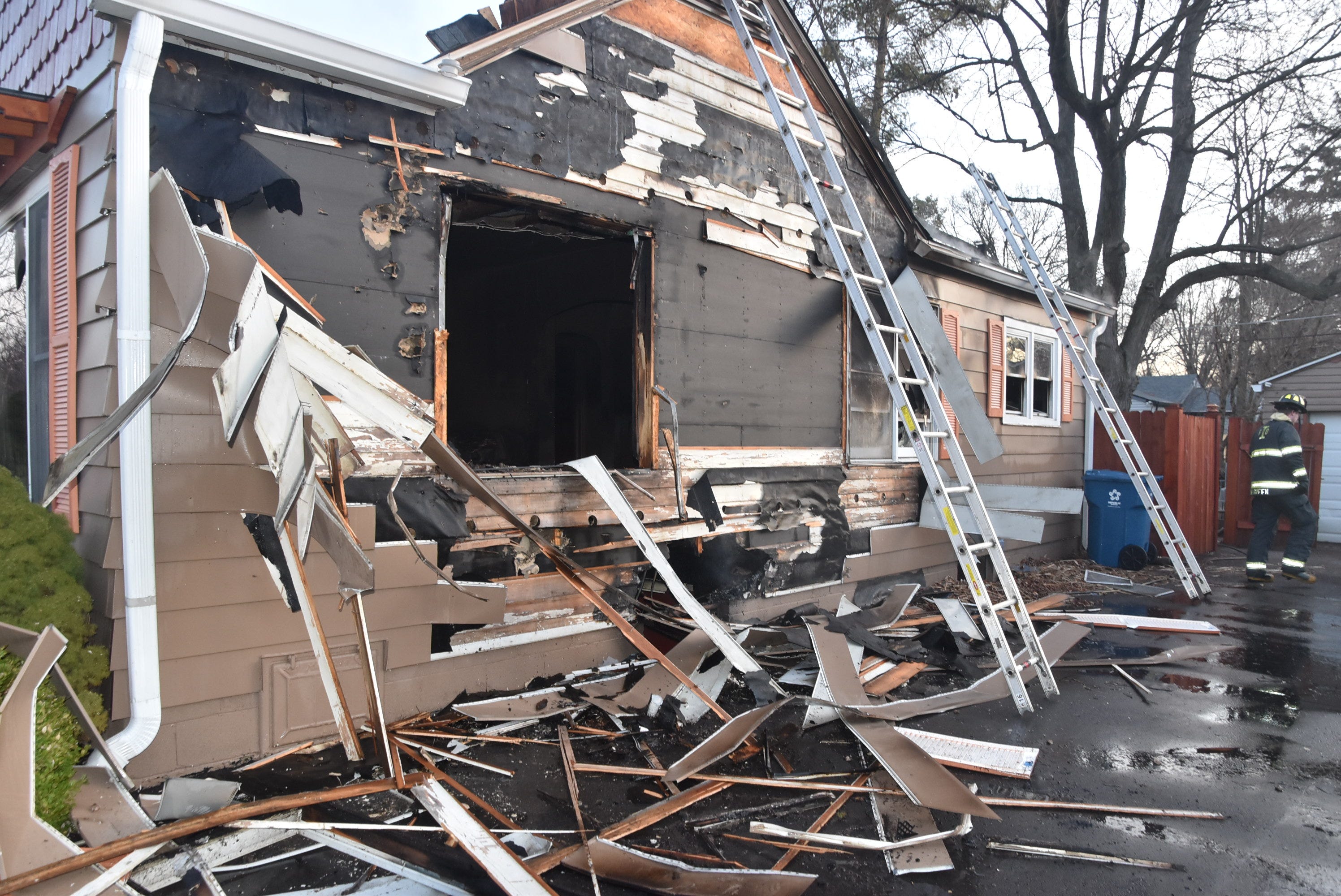 Man killed in north side house fire near Keystone Avenue