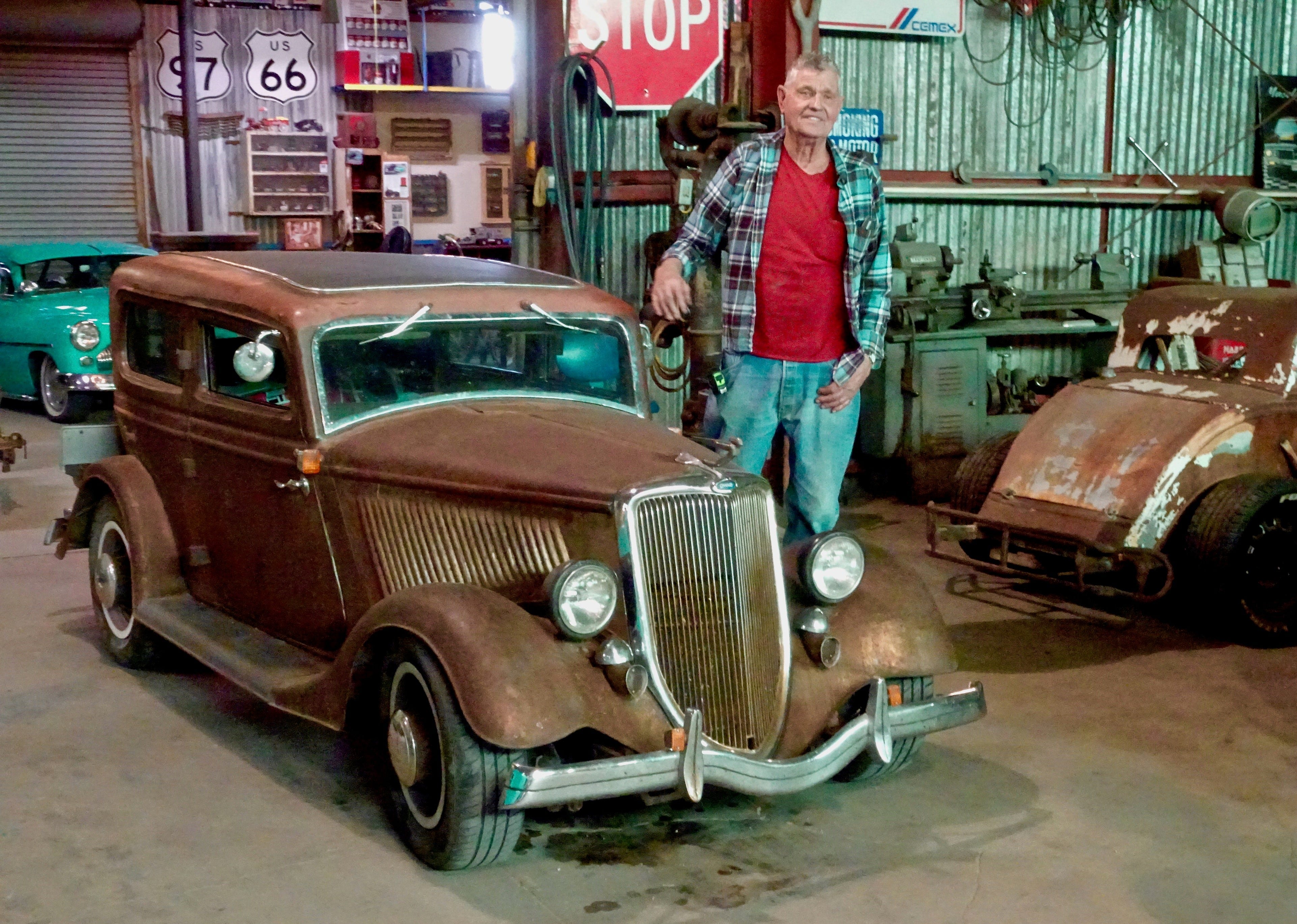 Dwarf Car Museum Arizona: Ernie Adams' street-legal scale-model cars