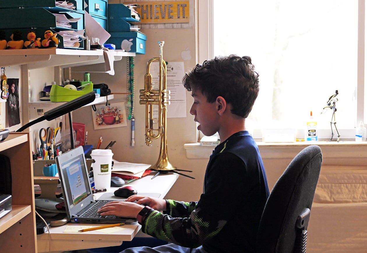 New York schools without laptops struggle with online classes