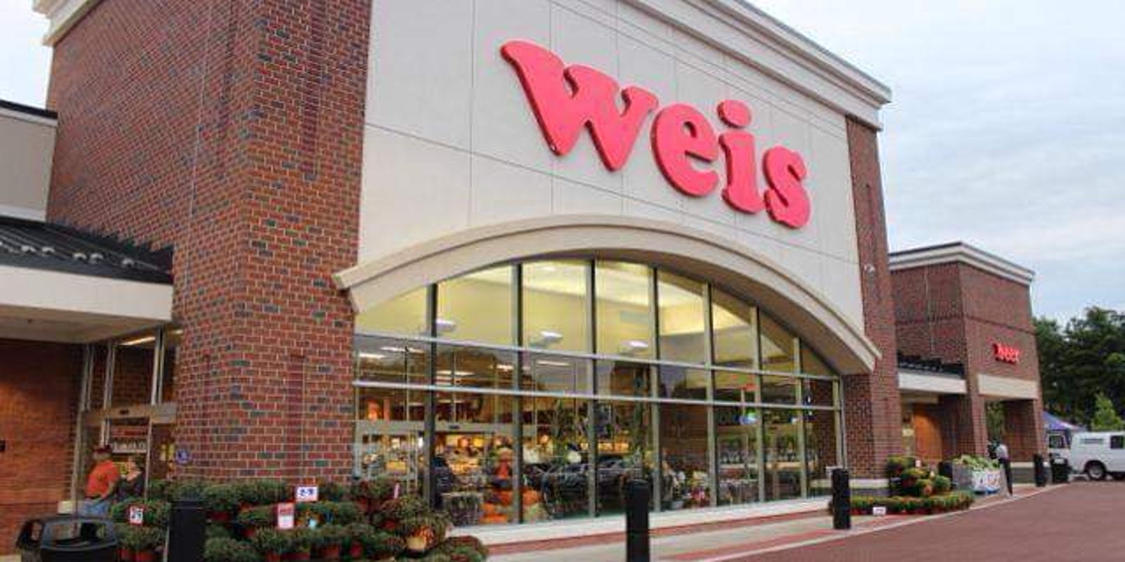 Weis installing sneeze guards on registers, service desks, pharmacy ...