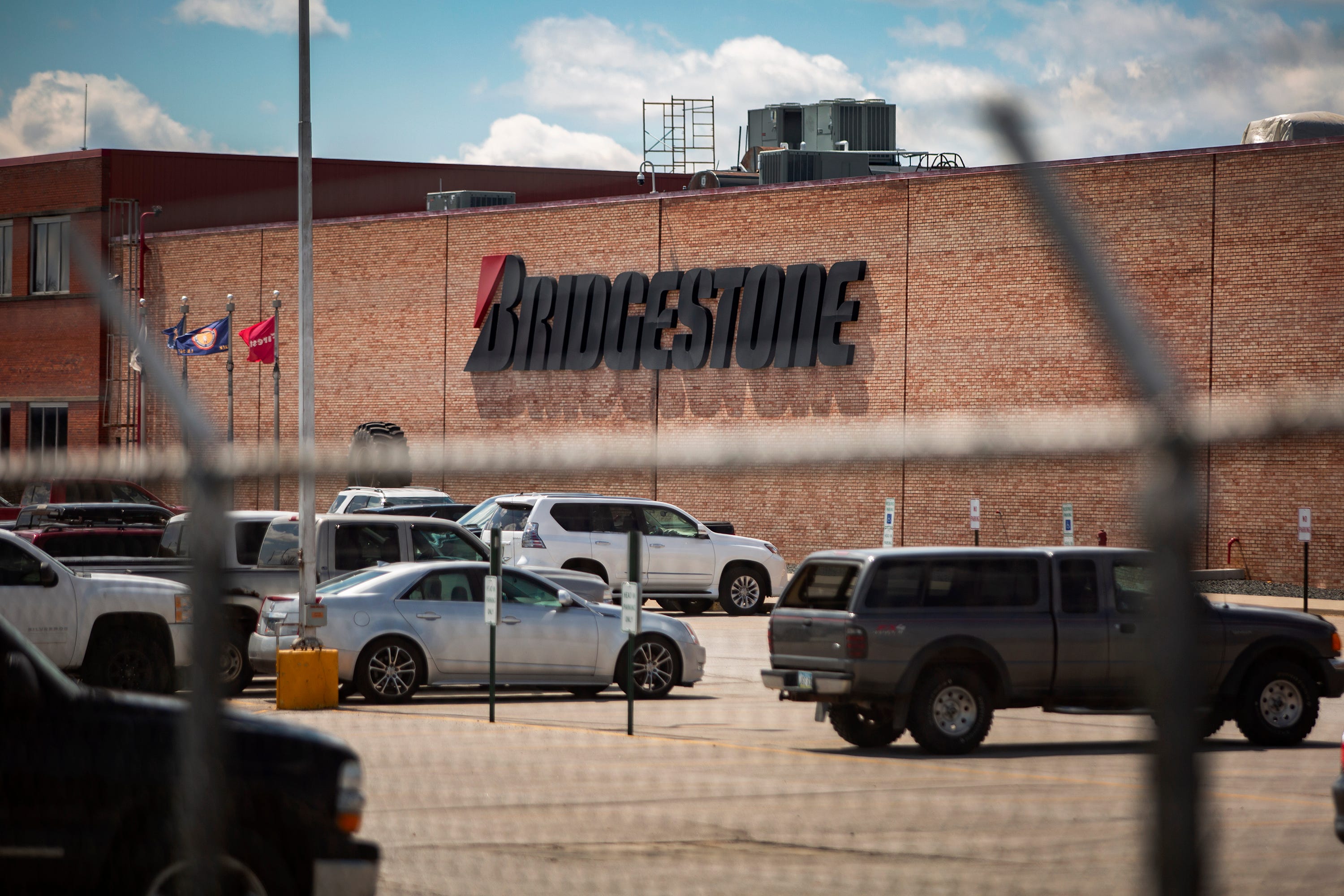 Bridgestone, union at Des Moines plant reach tentative deal